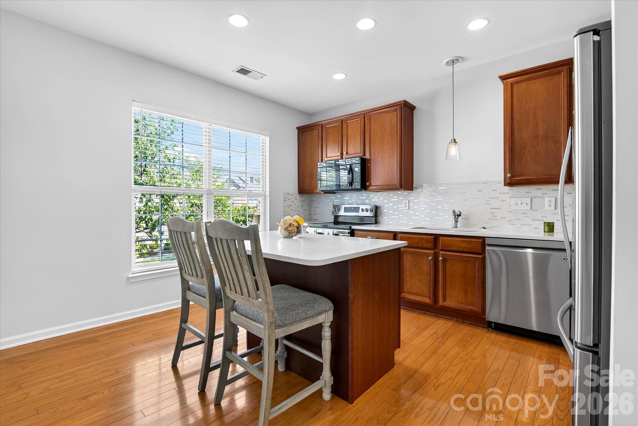 2009 Cambridge Beltway Drive, Charlotte, NC - photo 8 of 29