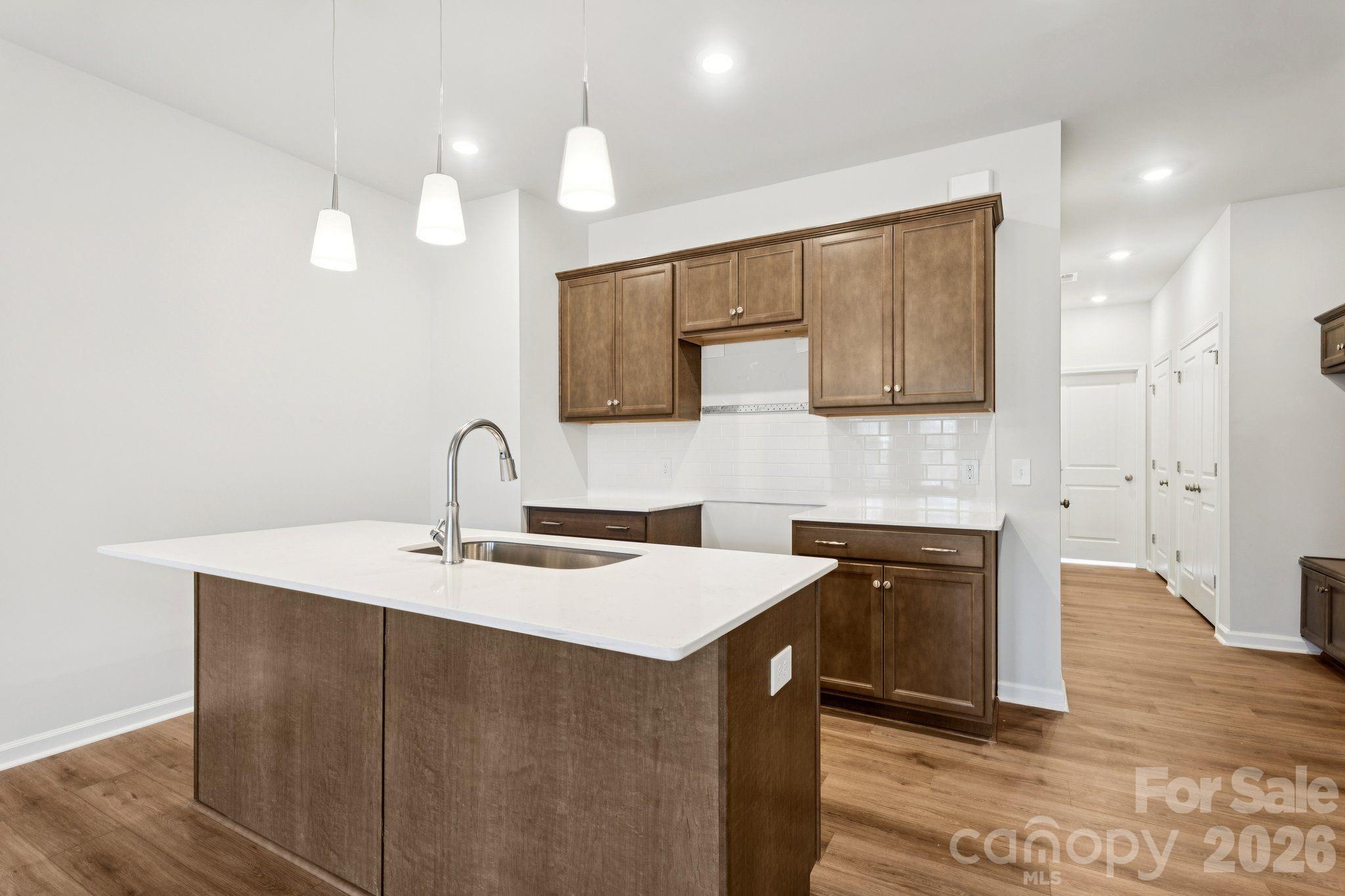 Photo 4 of 4750 Lakeview Road, Charlotte, NC