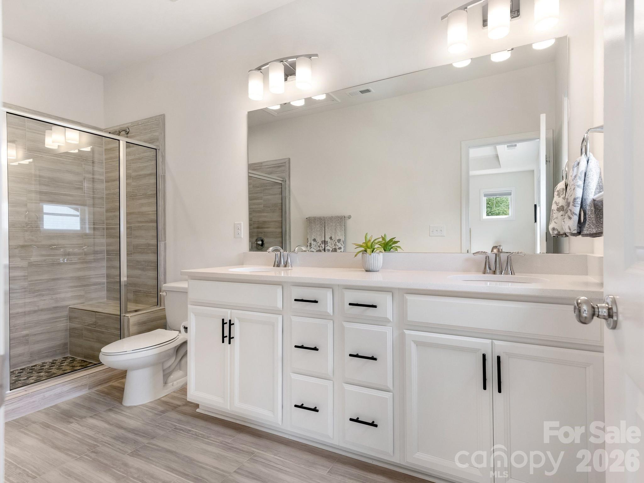 Photo 17 of 15004 Bayou Drive, Charlotte, NC
