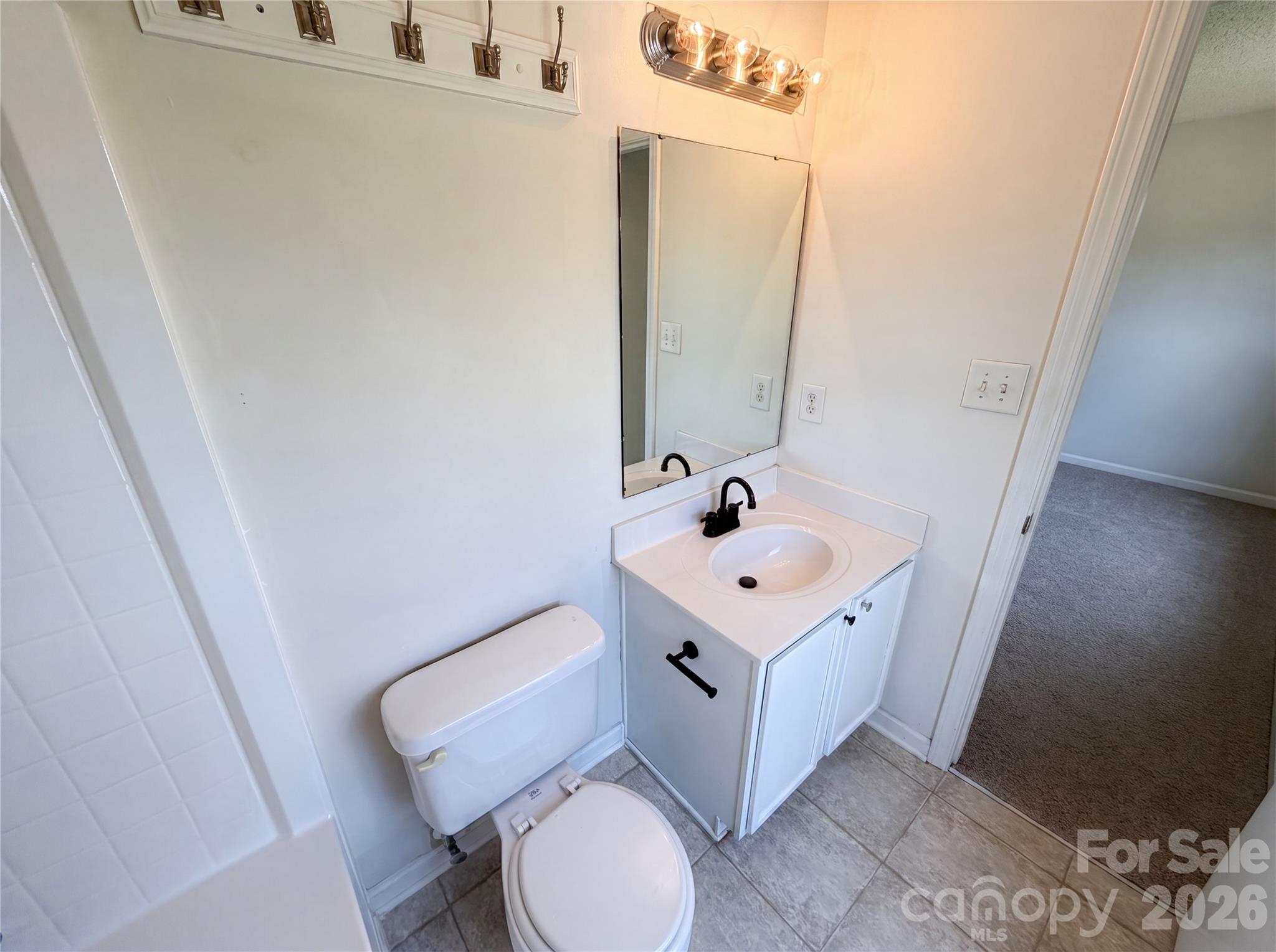 Photo 18 of 6121 Linda Vista Lane, Charlotte, NC