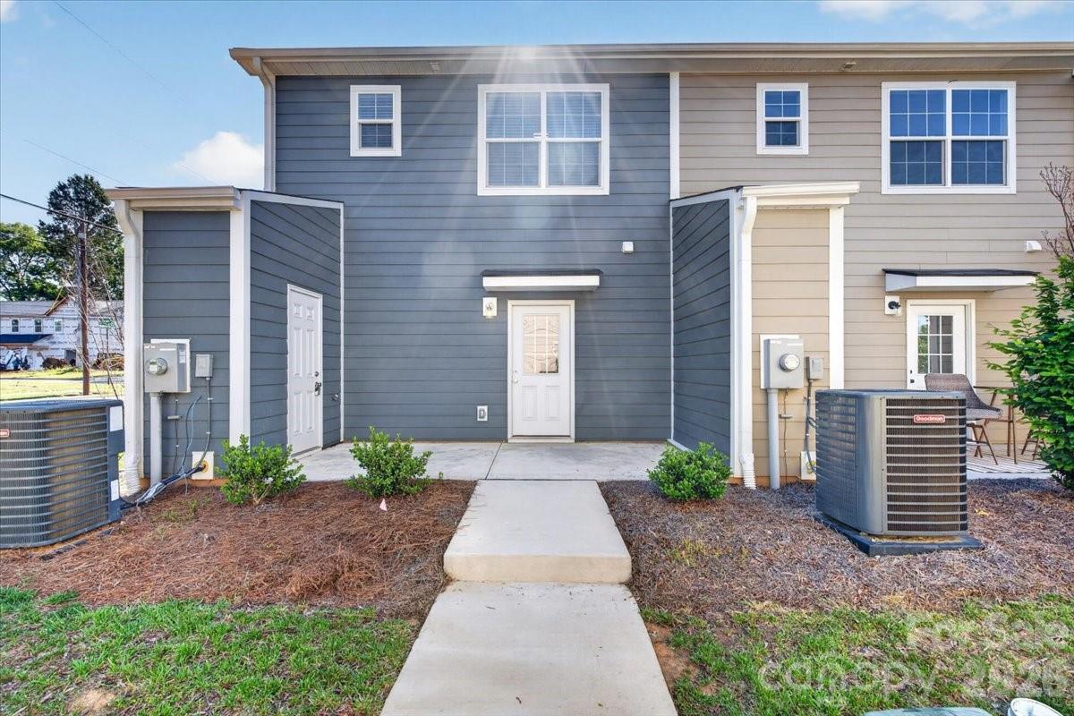 Photo 4 of 344 Lincoln StreetD, Concord, NC