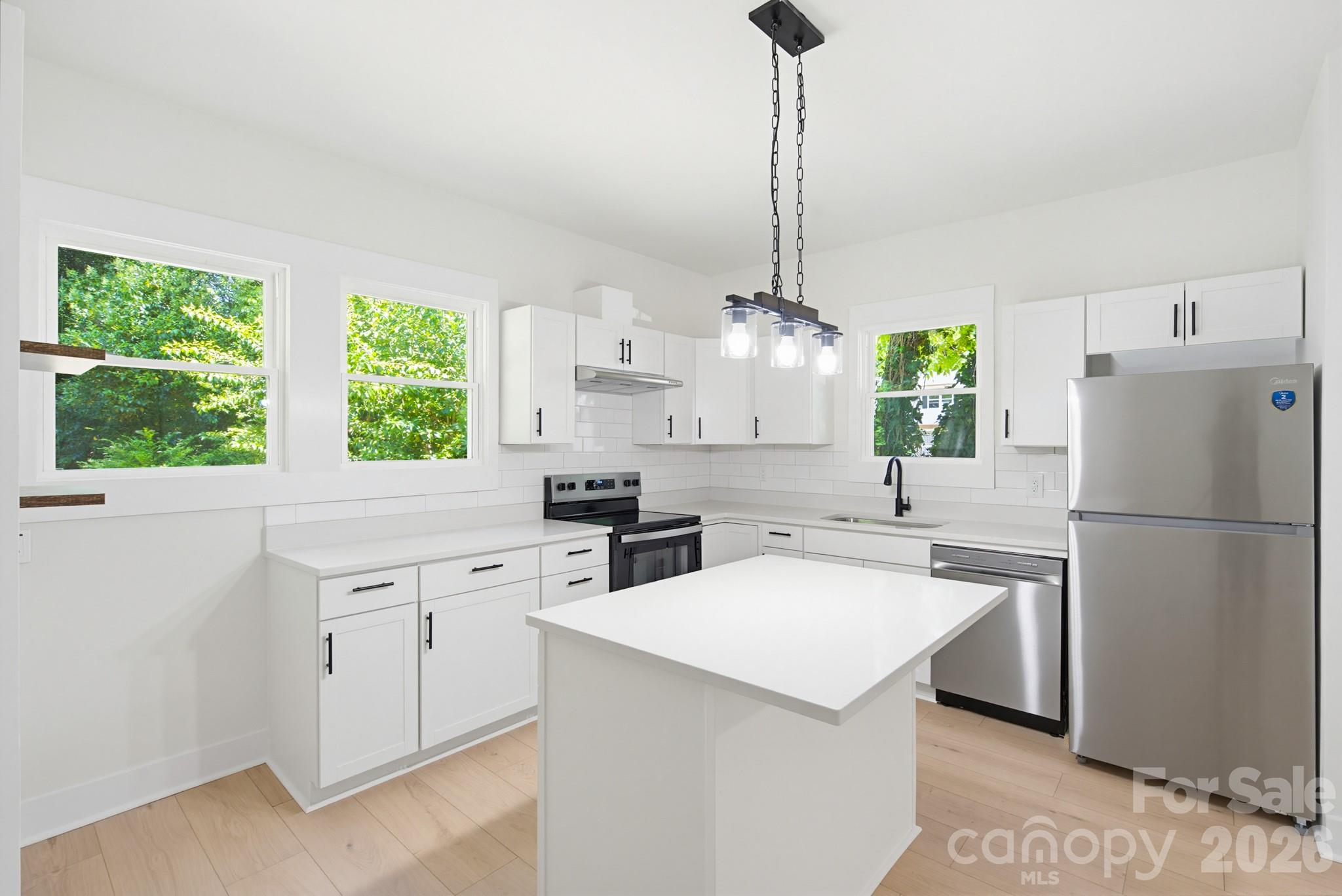 Photo 23 of 2622 Hemphill Street, Charlotte, NC