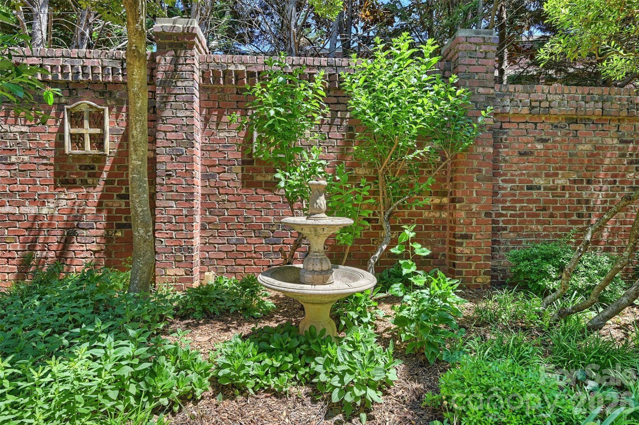 Photo 44 of 1115 S Kings Drive, Charlotte, NC