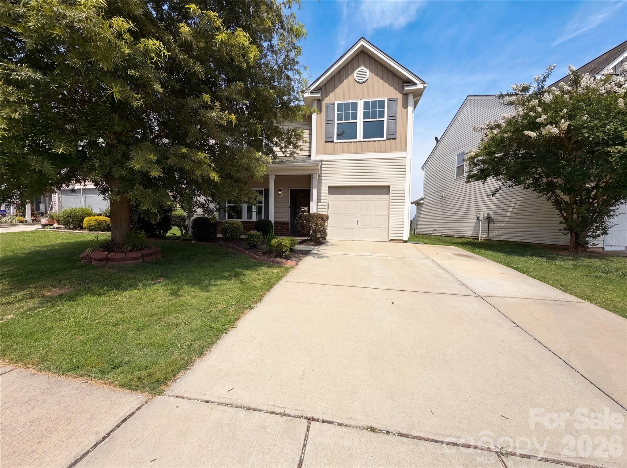 Home for sale at 1033 Newton Avenue, Rock Hill, SC — photo 1 of 16