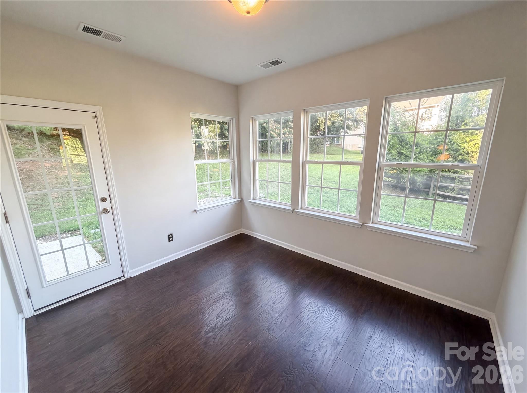 Home for sale at 2007 Turtle Point Road, Charlotte, NC — photo 12 of 26