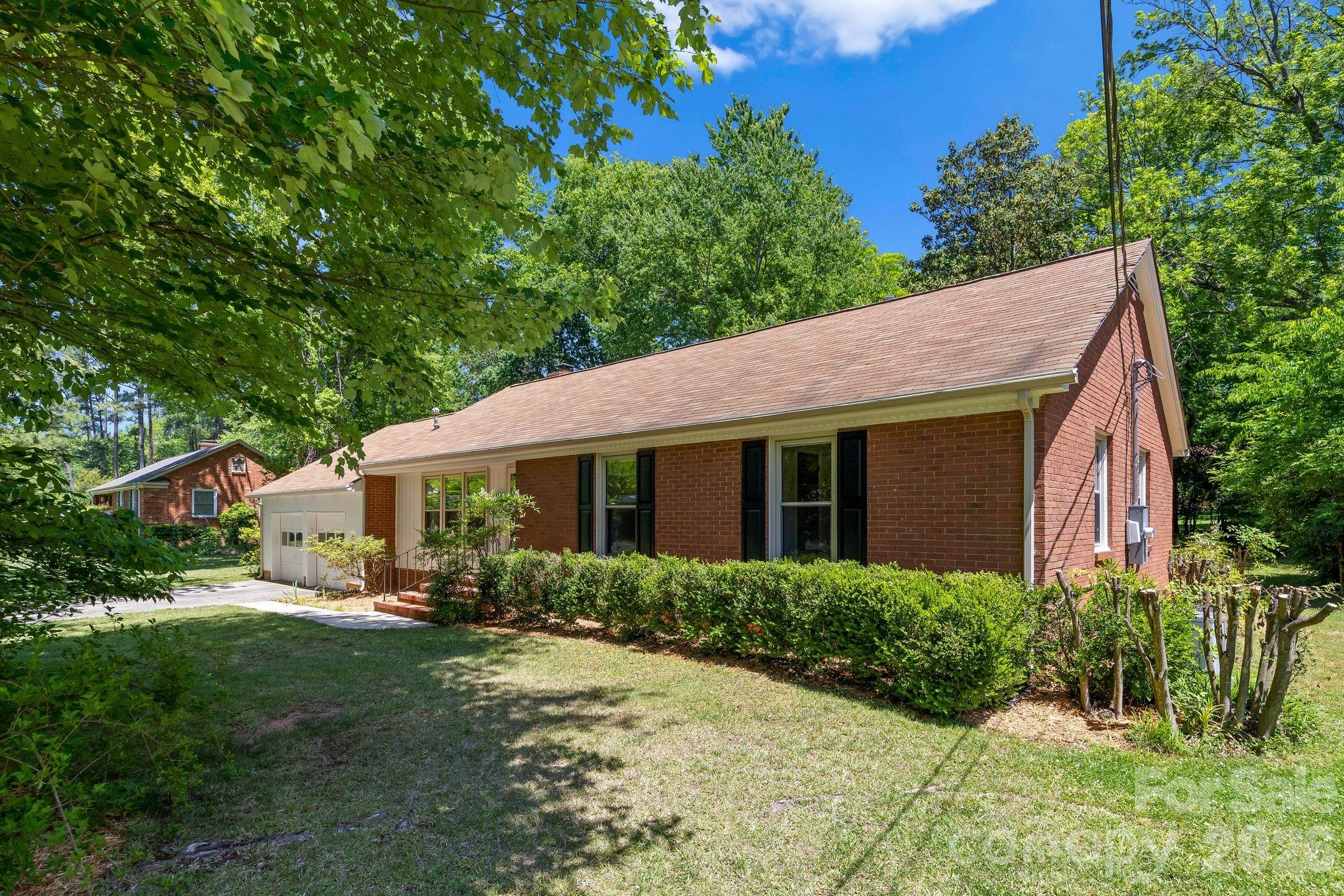 Photo 6 of 3137 Frederick Place, Charlotte, NC
