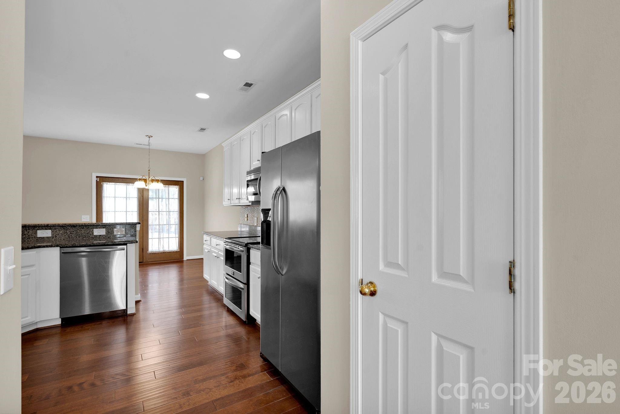 Photo 11 of 11012 Sedgemoor Lane, Charlotte, NC