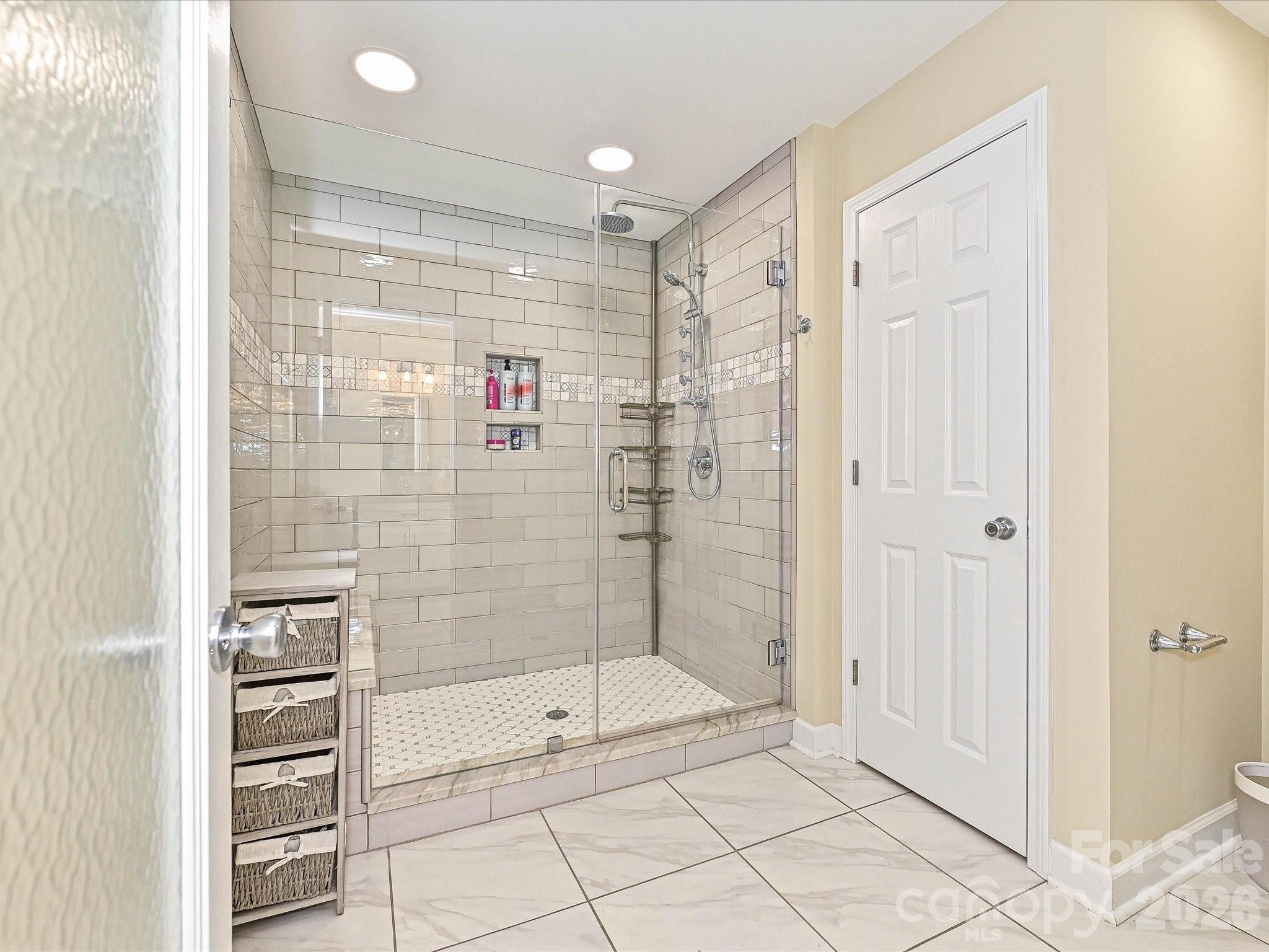 Photo 35 of 5203 Rustlewood Lane, Charlotte, NC