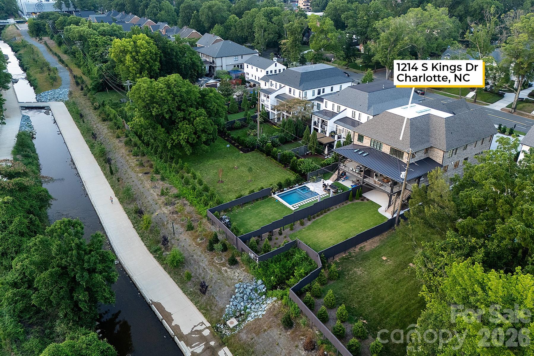 Photo 35 of 1214 S Kings DriveA, Charlotte, NC