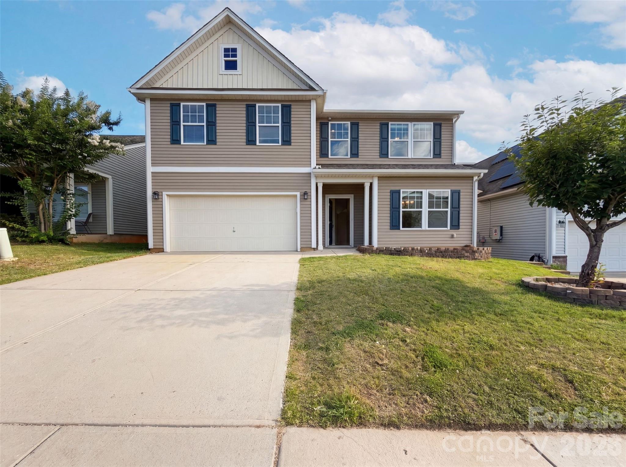 Home for sale at 617 Heather Glen Crest, Rock Hill, SC — photo 1 of 18