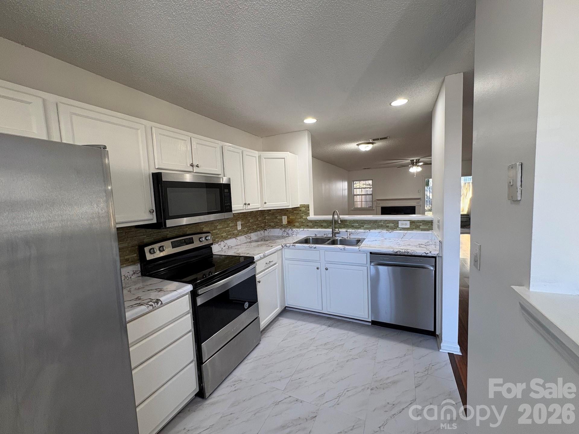 15415 Asterwind Court, Charlotte, NC - photo 2 of 15
