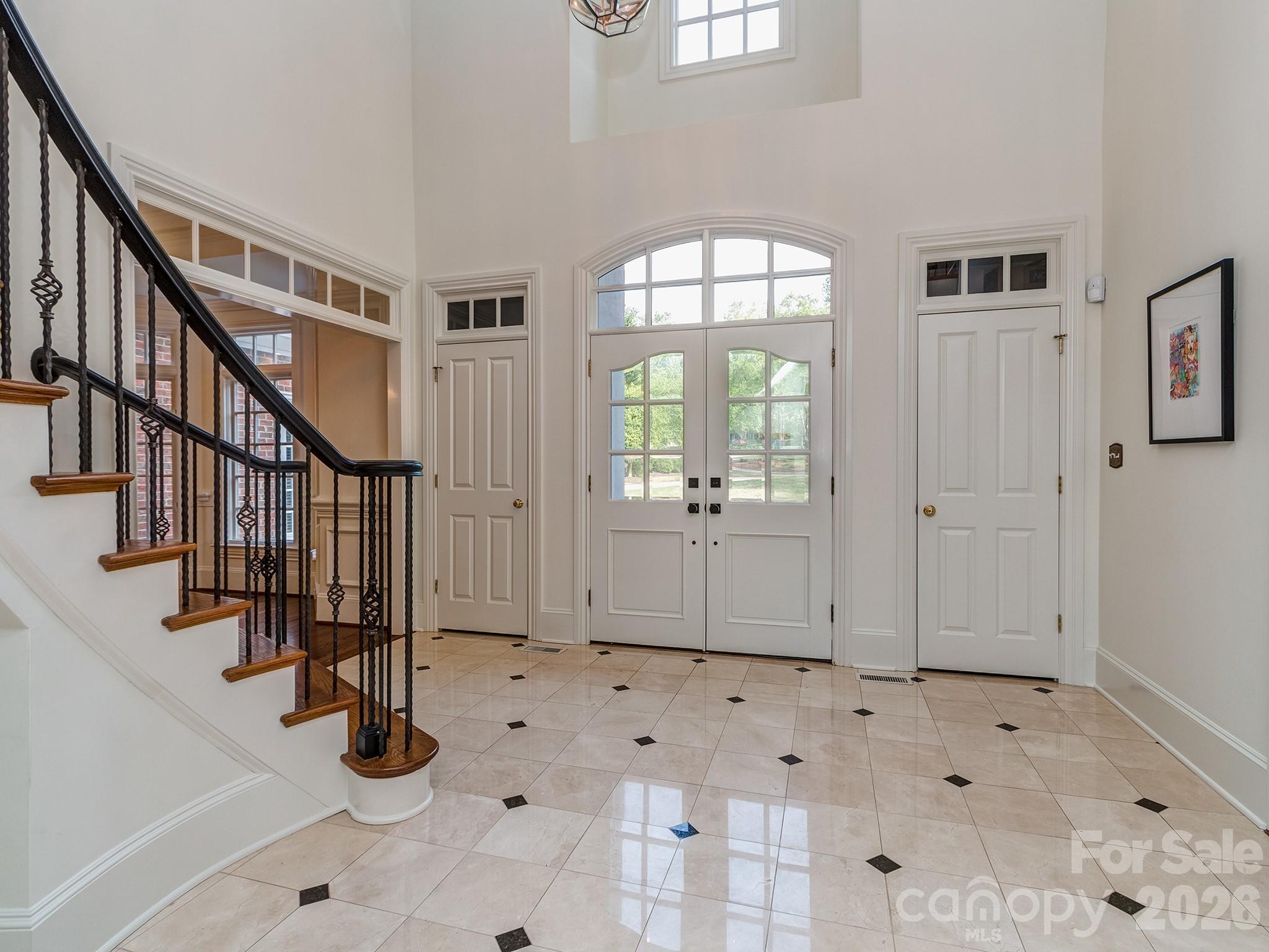 6528 Chipstead Lane, Charlotte, NC - photo 6 of 49