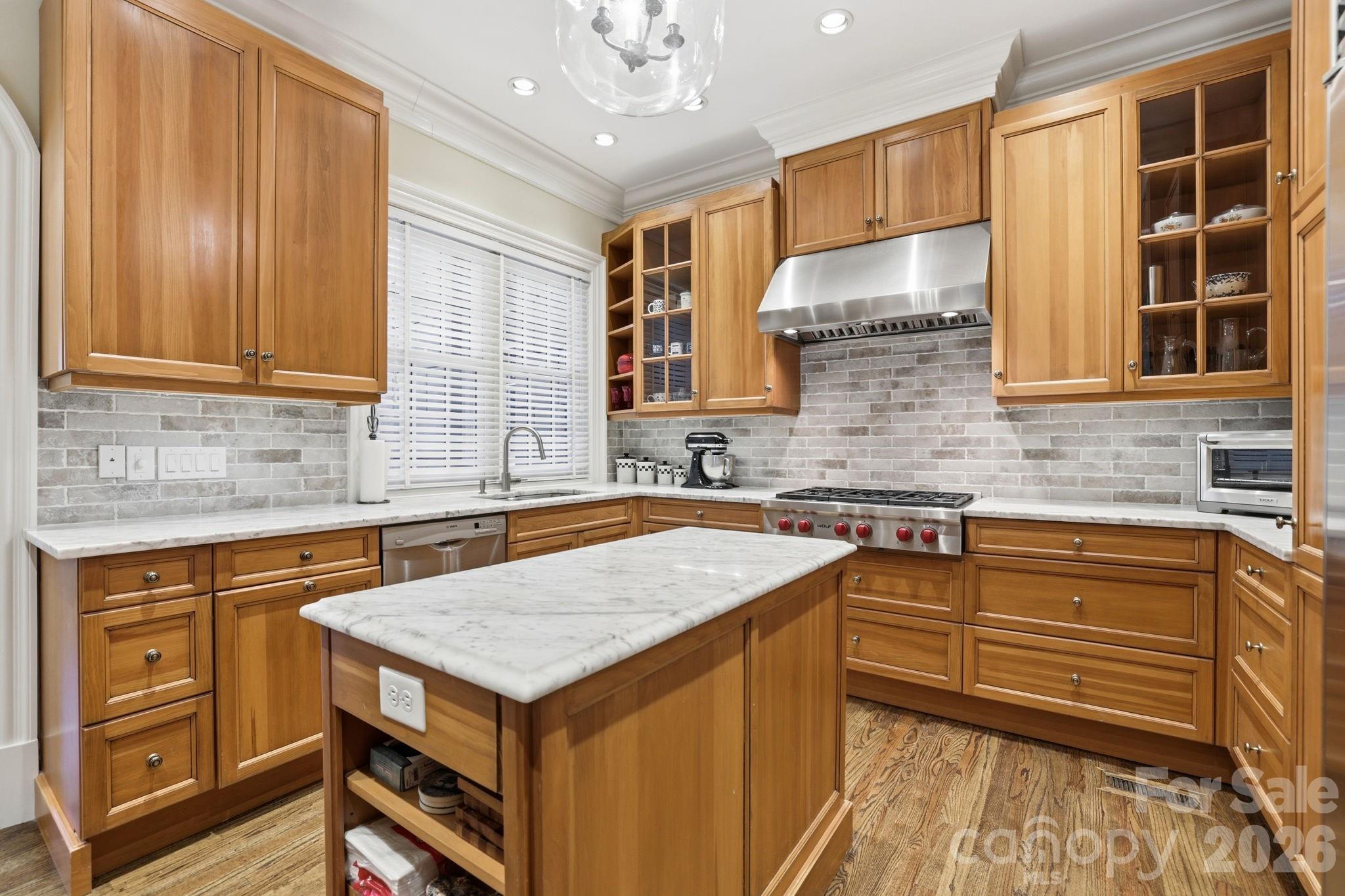 Photo 17 of 2044 Queens Road W, Charlotte, NC