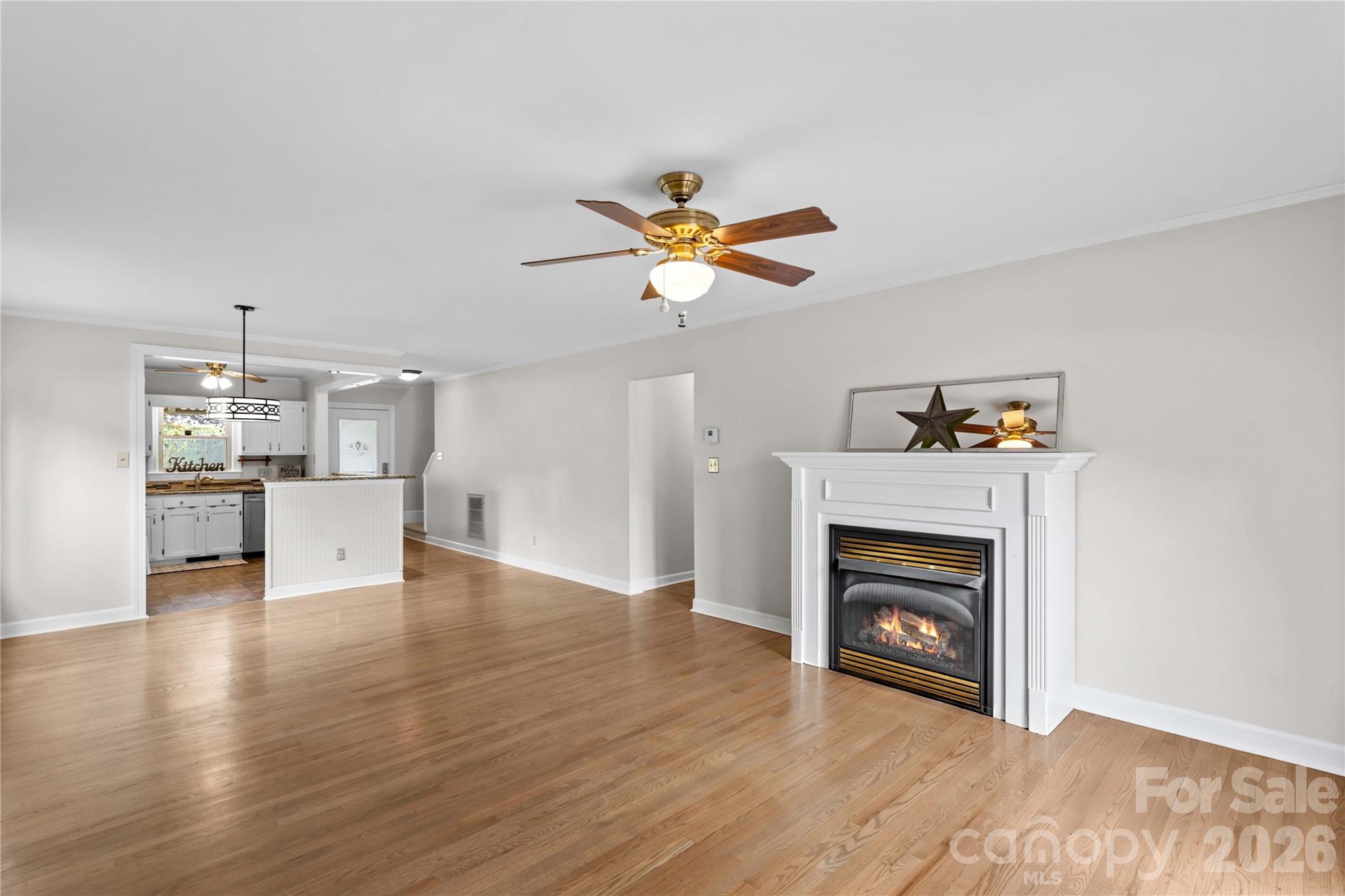 413 Windsor Lane, Statesville, NC - photo 7 of 45