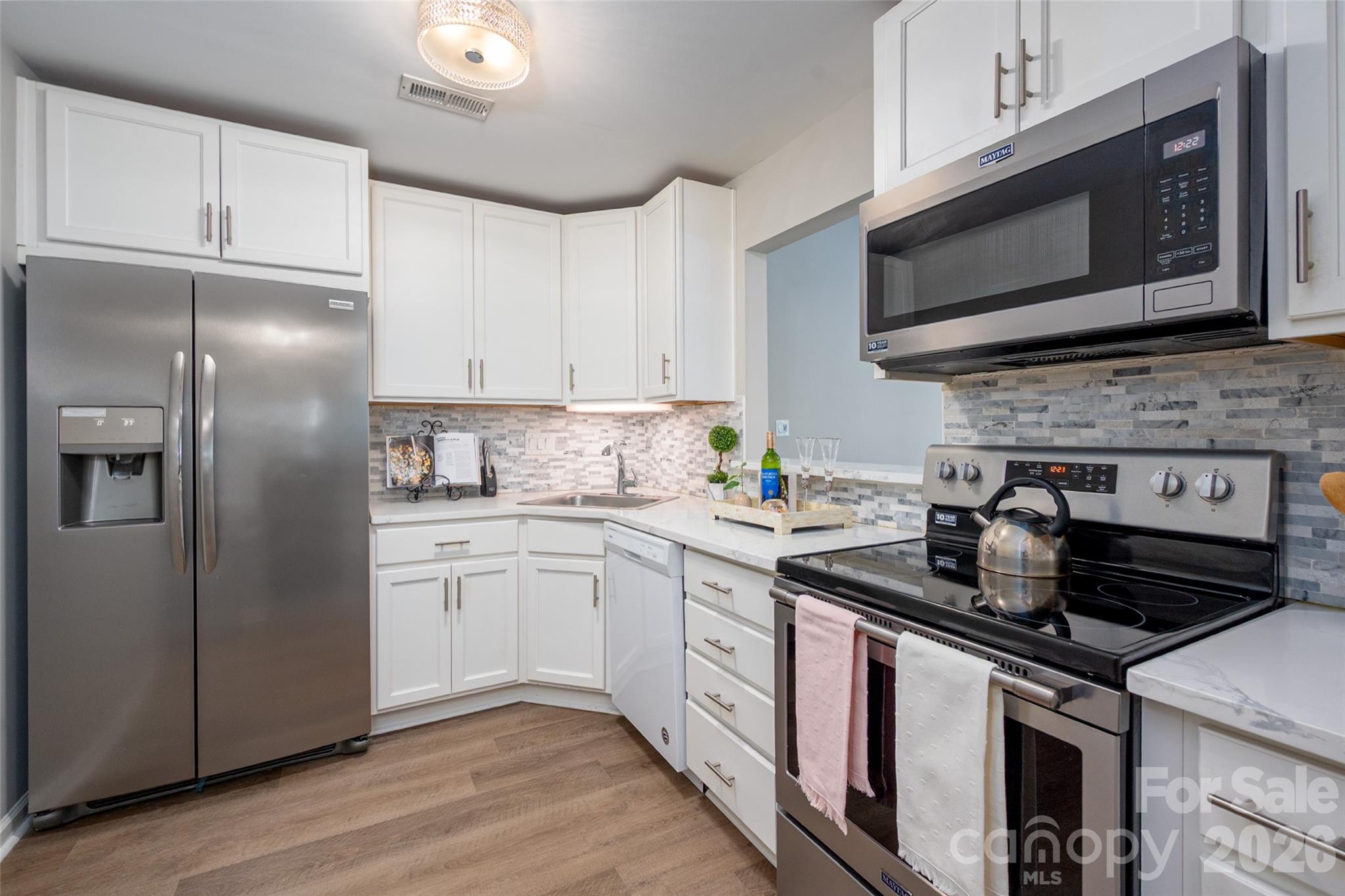 Photo 8 of 6150 Gray Gate Lane, Charlotte, NC