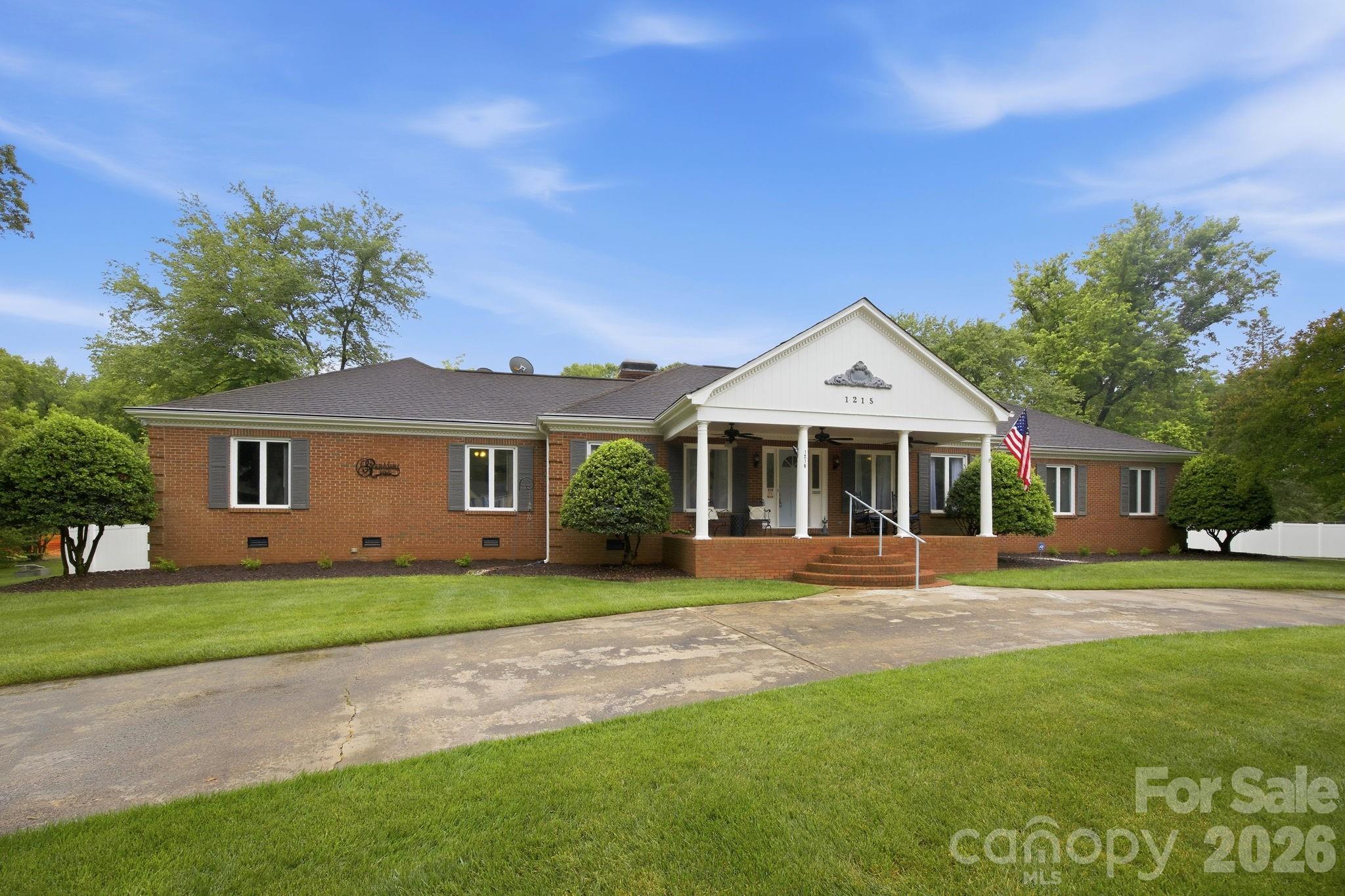 Photo 3 of 1215 Hillside Drive, Gastonia, NC