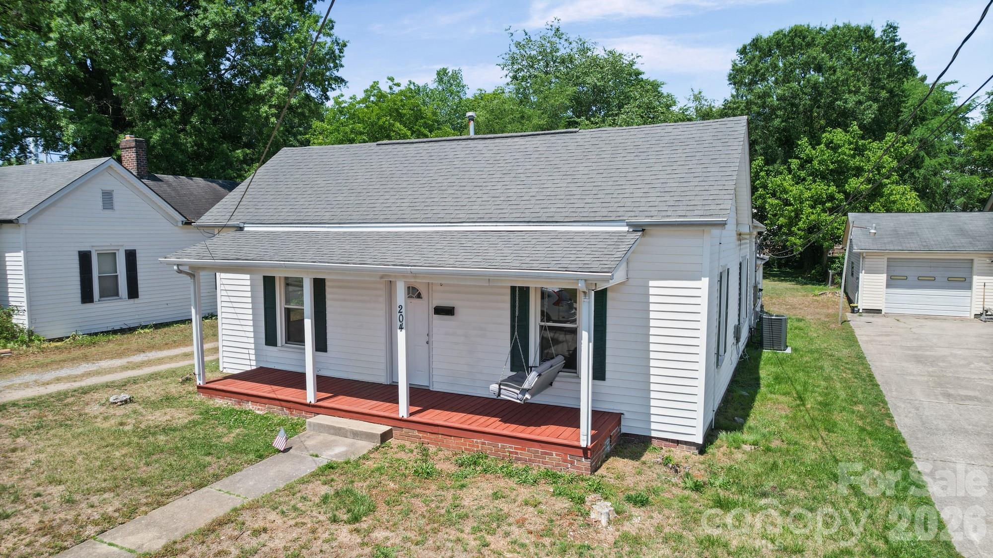 204 S East Avenue, Kannapolis, NC - photo 4 of 45