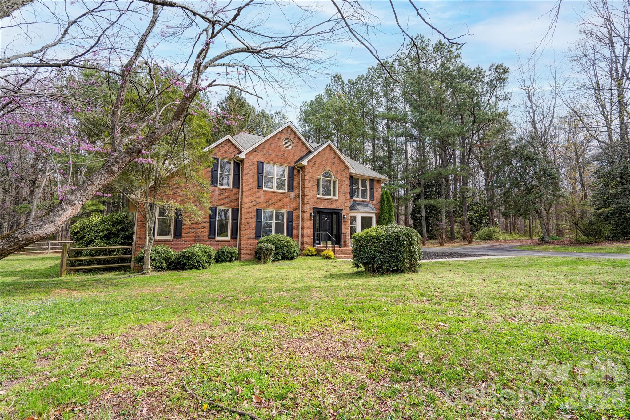 124 Gold Run Court, Kings Mountain, NC - photo 3 of 41