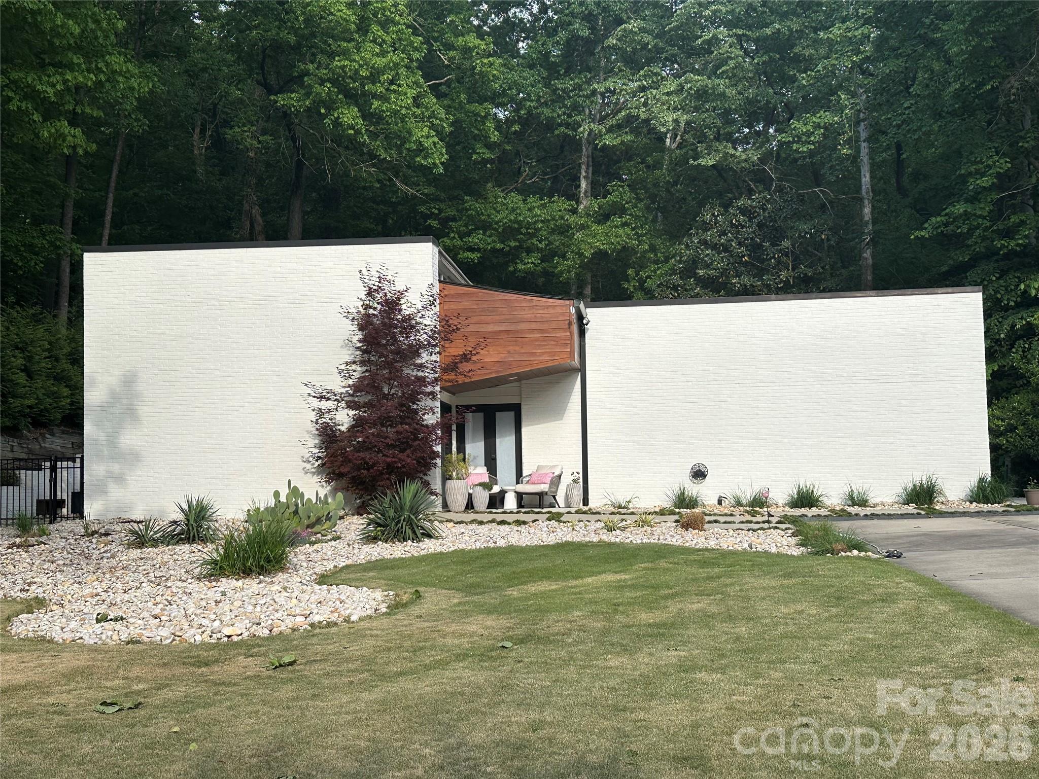 Exterior of 3316 Johnny Cake Lane, Charlotte, NC