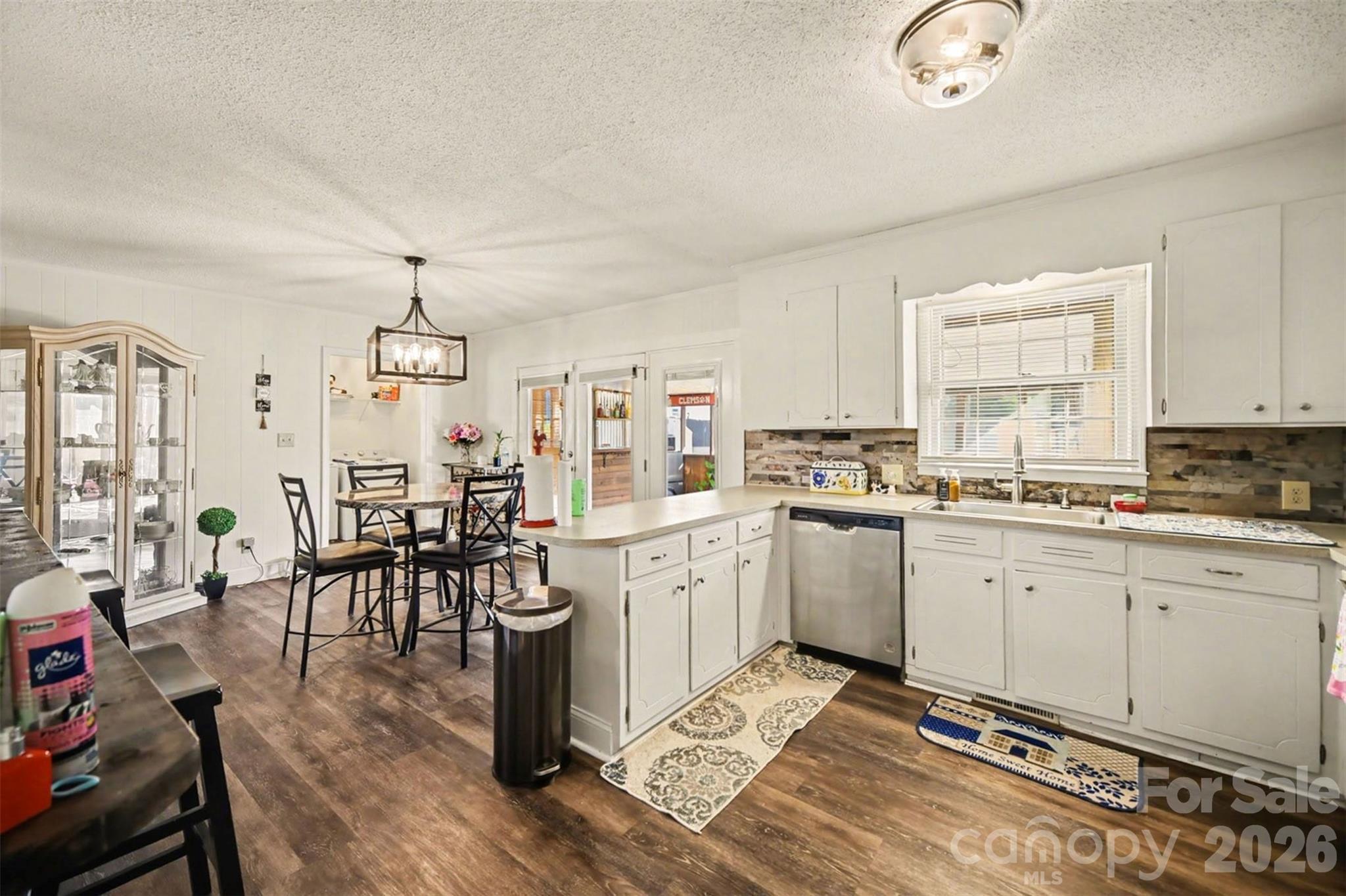 1087 Greenbriar Drive, Lancaster, SC - photo 9 of 27