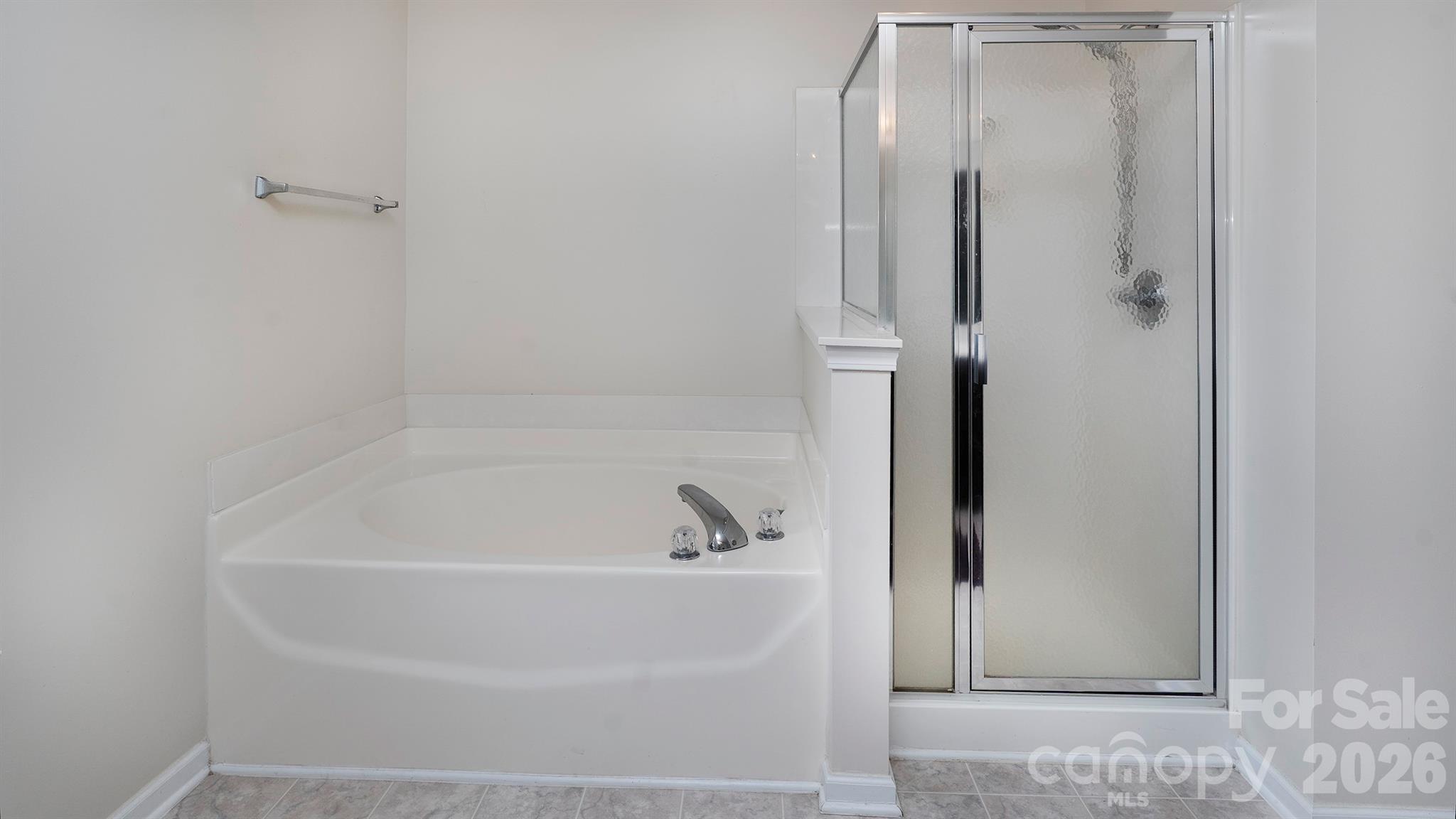Photo 18 of 16731 Macanthra Drive, Charlotte, NC