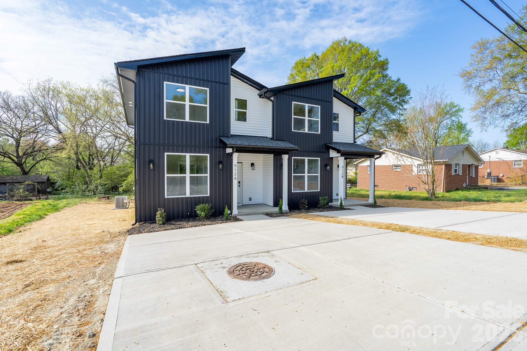Photo 2 of 912 A Rhode Island Avenue NW, Kannapolis, NC