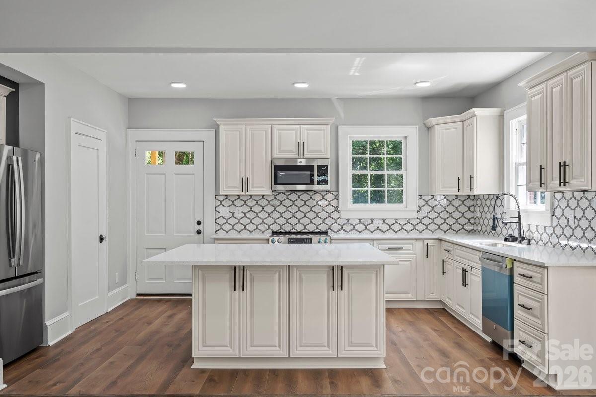 303 Lancaster Avenue, Monroe, NC - photo 10 of 41