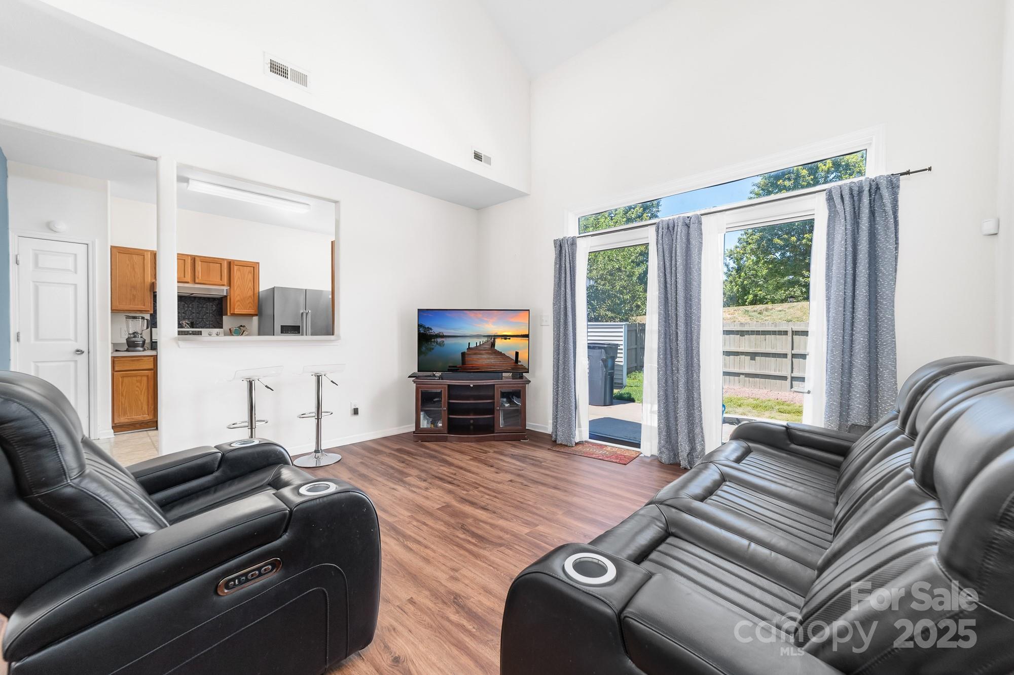Photo 6 of 4313 Eaves Lane, Charlotte, NC