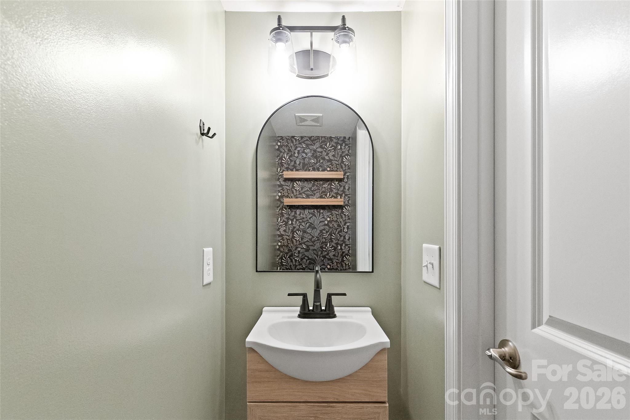 4248 Audubon Park Drive, Charlotte, NC - photo 6 of 47