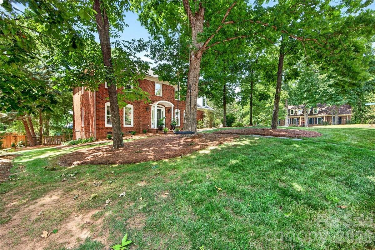 Home for sale at 10300 Ben Franklin Court, Charlotte, NC — photo 43 of 44