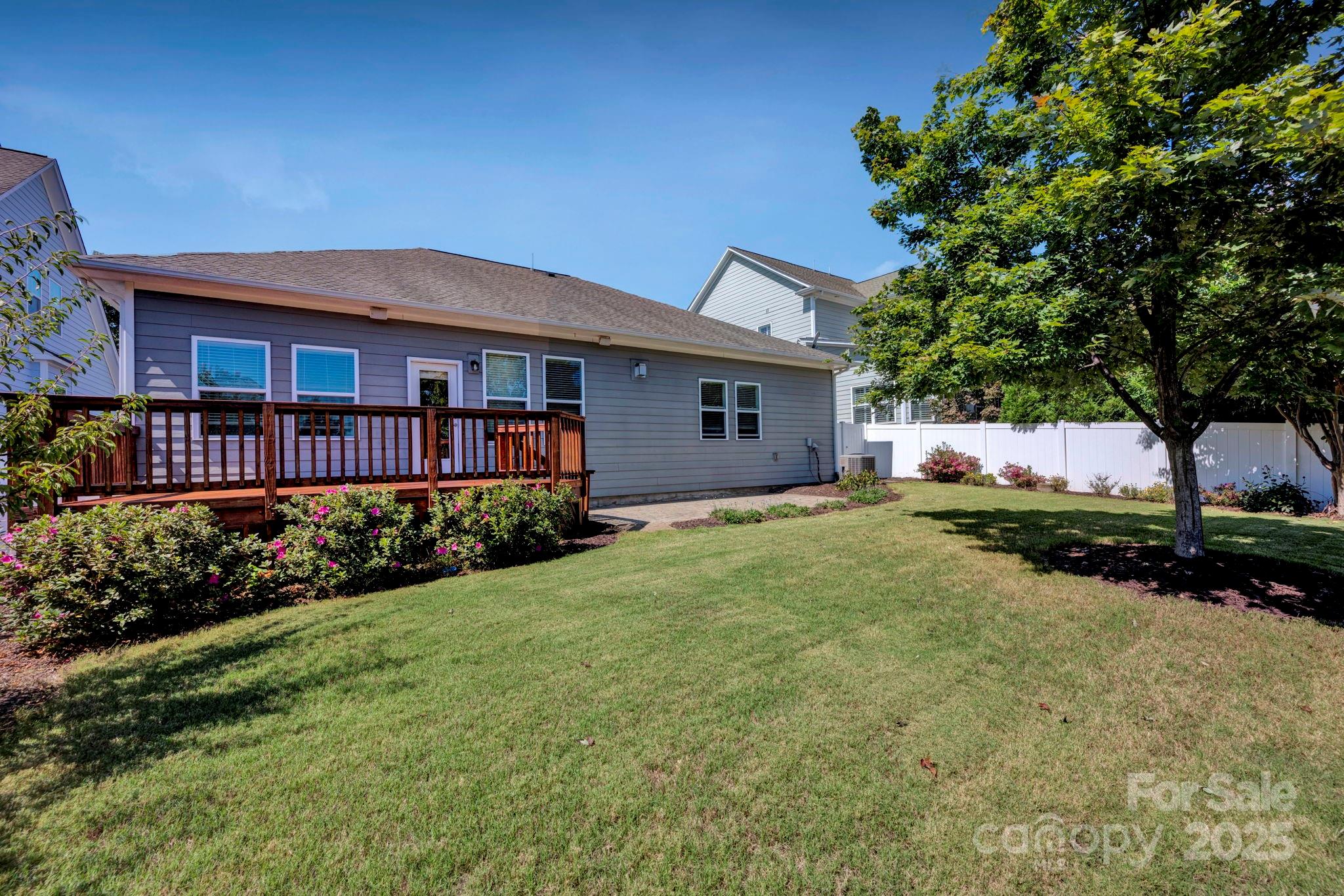 11633 Bradford Park Drive, Davidson, NC - photo 4 of 41