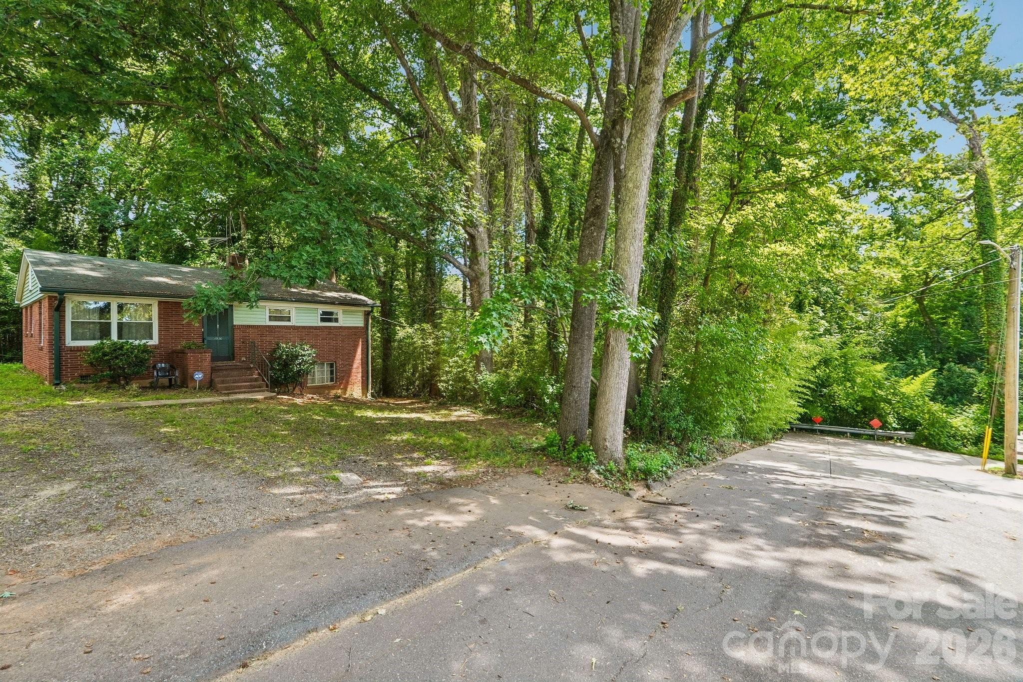 Home for sale at 1936 St Paul Street, Charlotte, NC — photo 3 of 20