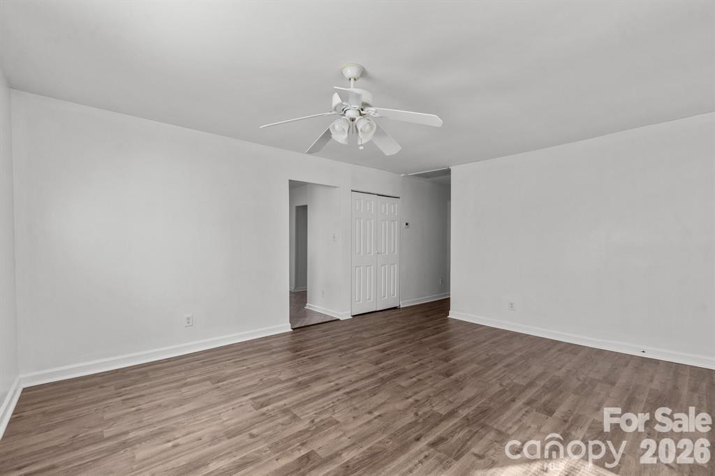 Photo 7 of 2309 Longleaf Drive, Charlotte, NC