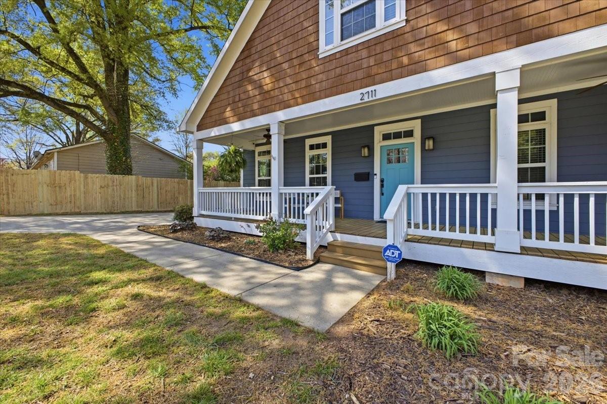 2711 Clemson Avenue, Charlotte, NC - photo 3 of 43
