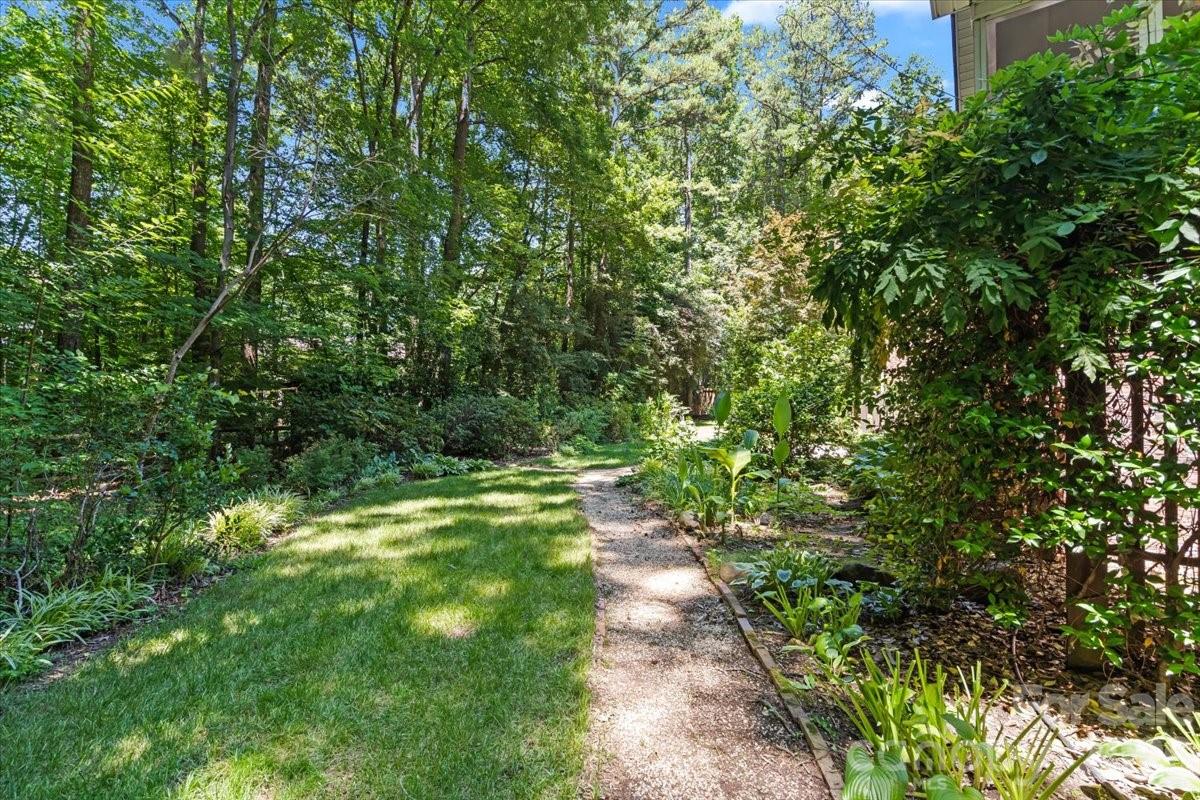 Photo 42 of 4909 Deer Walk Avenue, Charlotte, NC