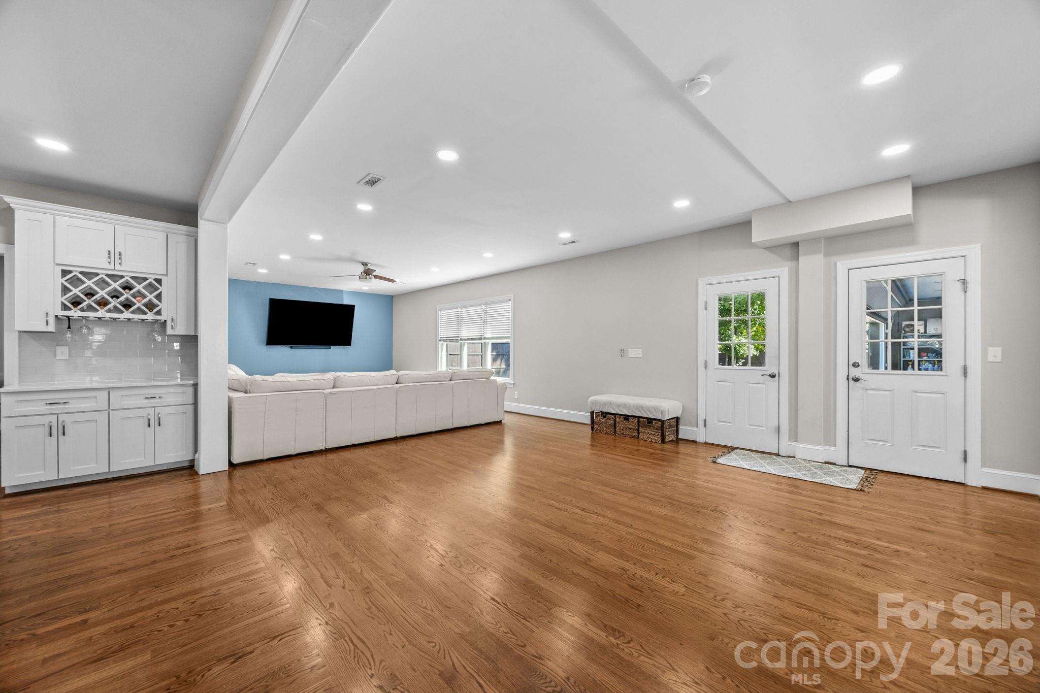 908 Woodhurst Drive, Wesley Chapel, NC - photo 10 of 49
