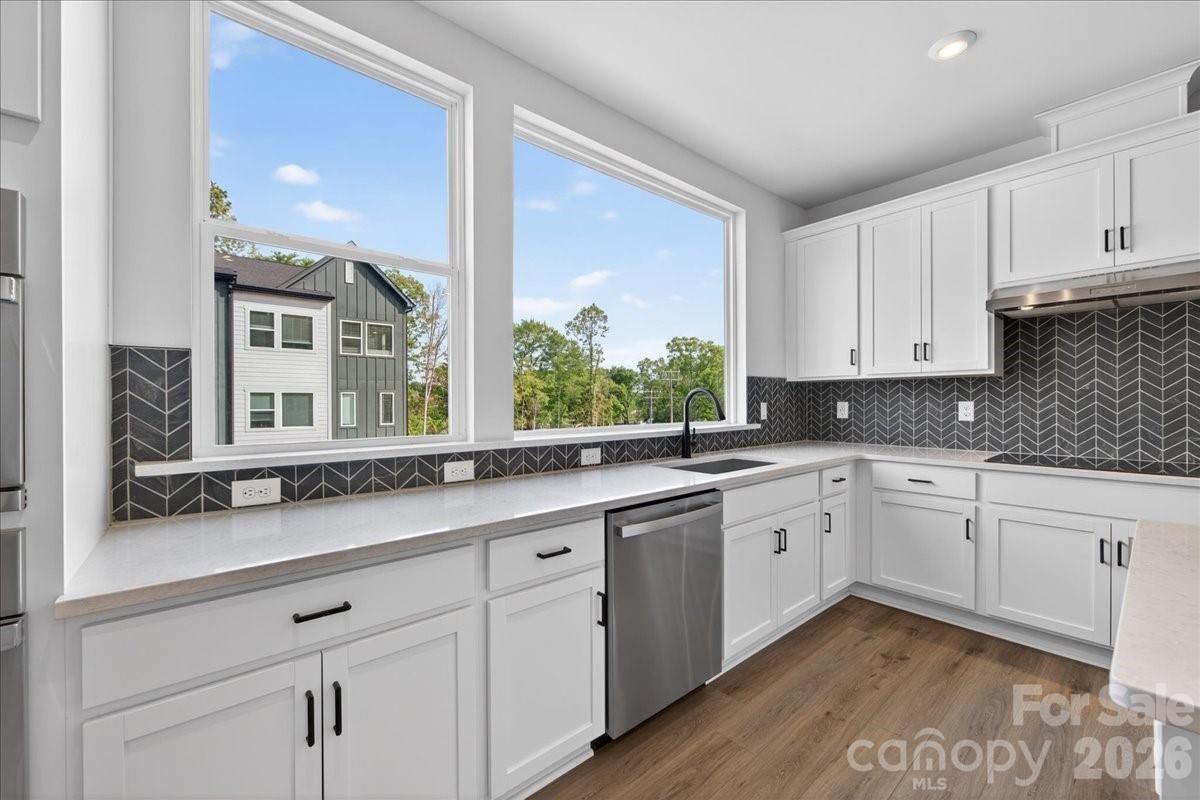 Photo 14 of 7929 Cedarsmith Court, Charlotte, NC