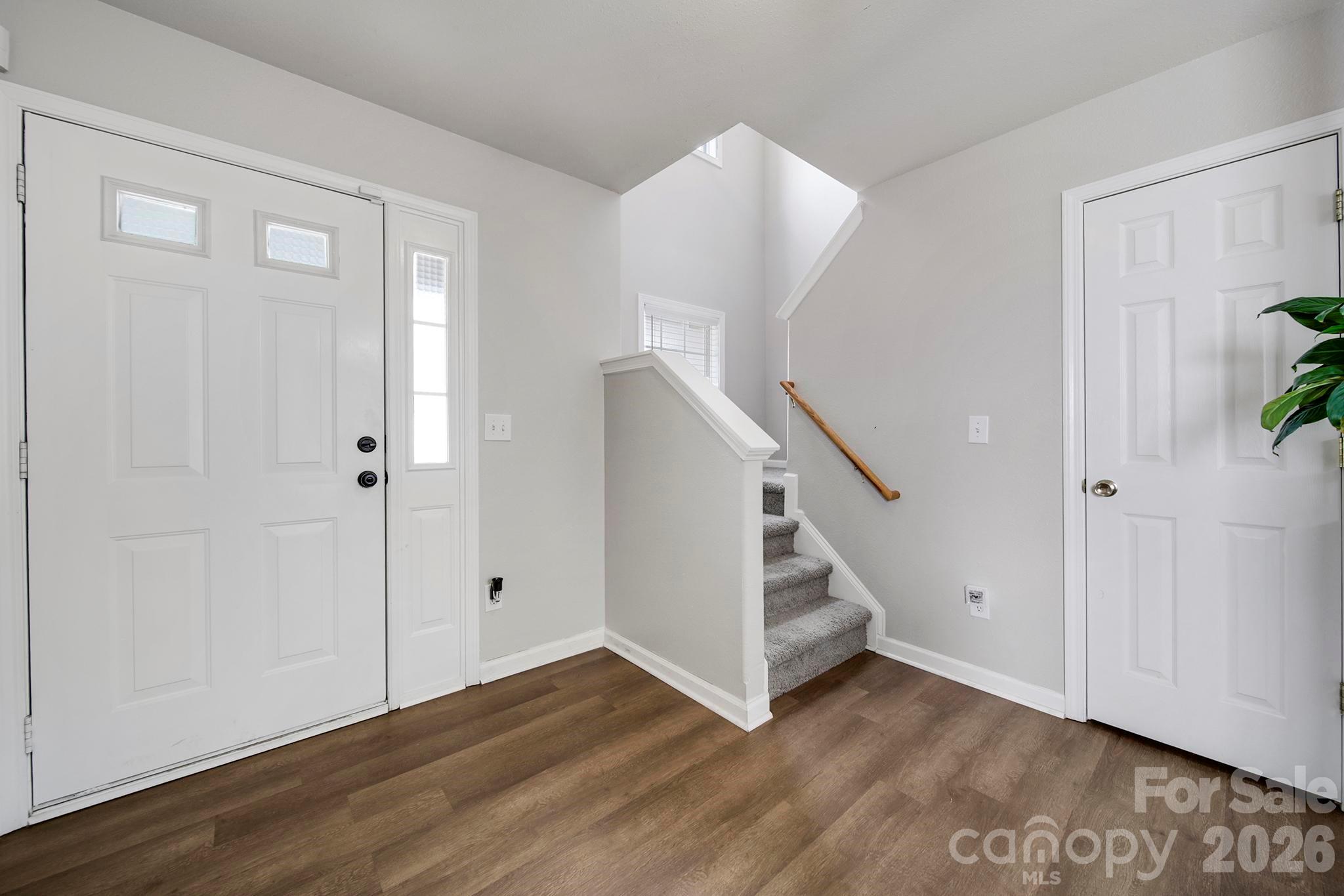 Photo 4 of 2604 Cochrane Drive, Charlotte, NC