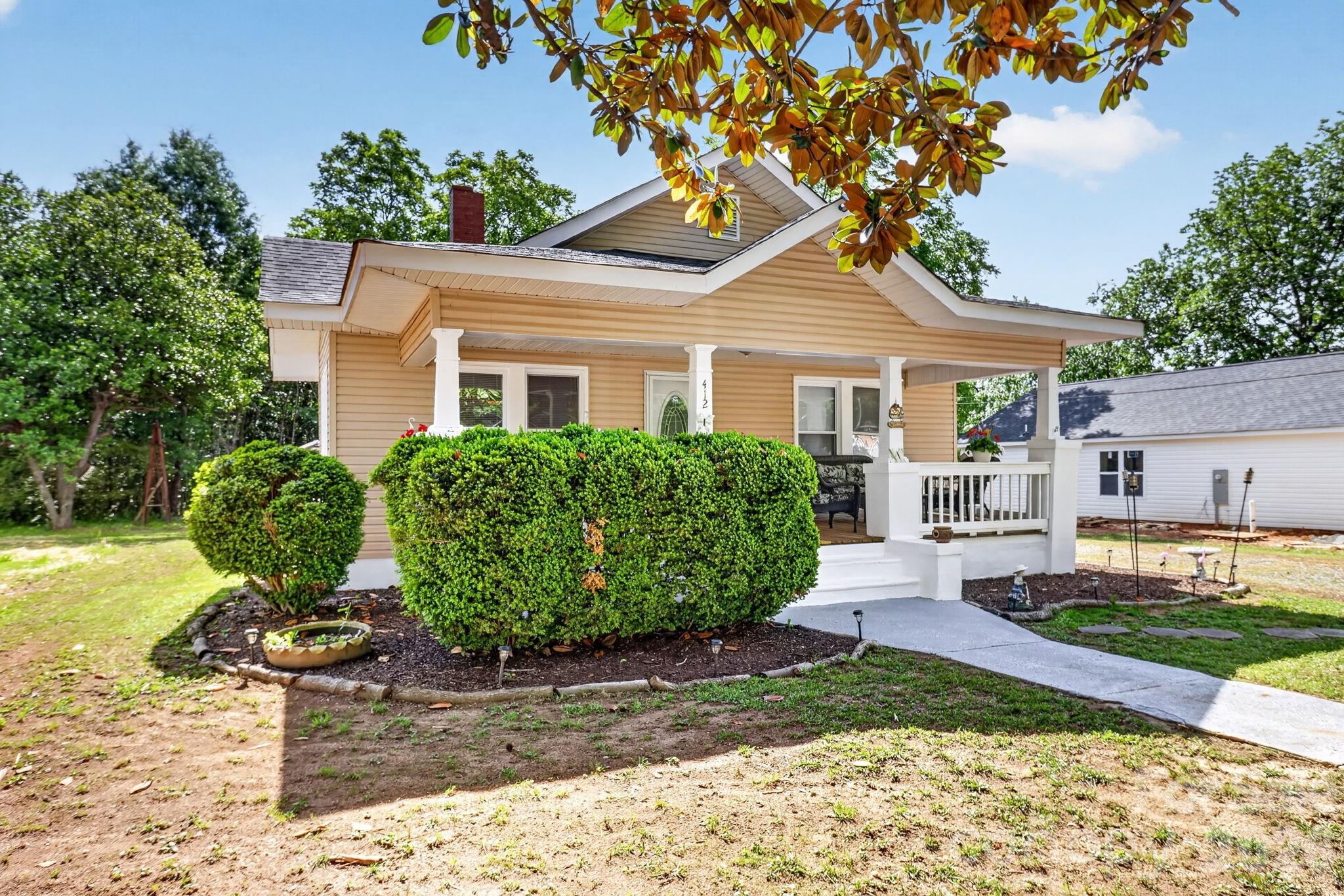 Photo 3 of 412 Peachtree Street, Albemarle, NC