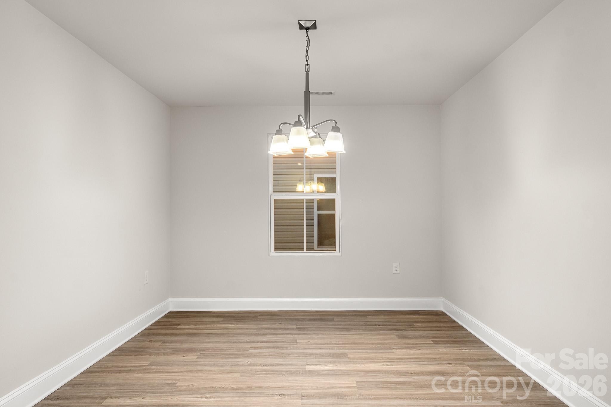 4238 Mackinnon Drive, Charlotte, NC - photo 6 of 38