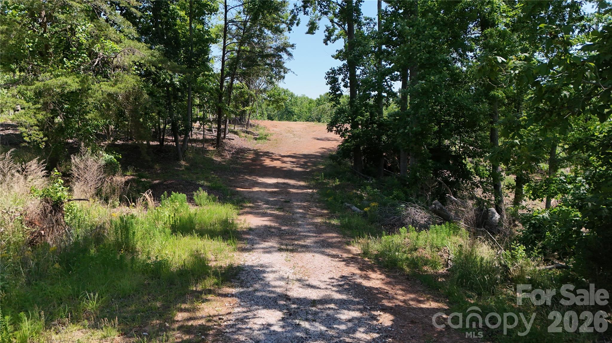 Photo 4 of 365 Guernsey Lane, Roebuck, SC