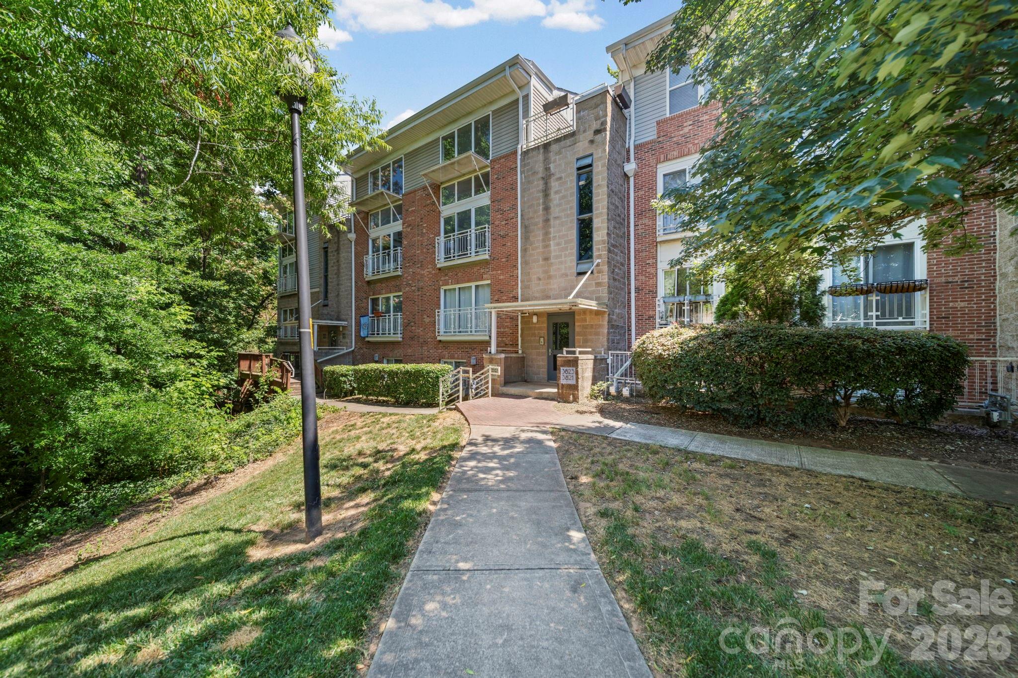 Photo 3 of 3825 Picasso Court, Charlotte, NC