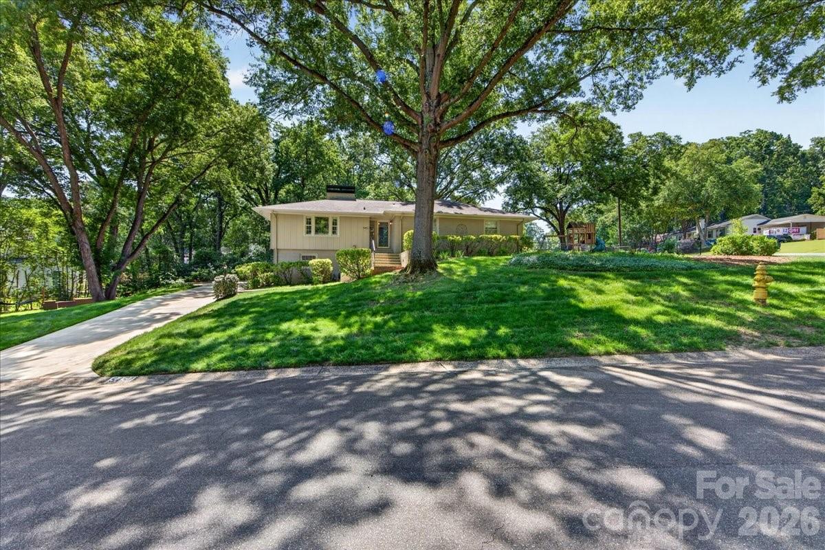 Photo 3 of 5451 Addison Drive, Charlotte, NC