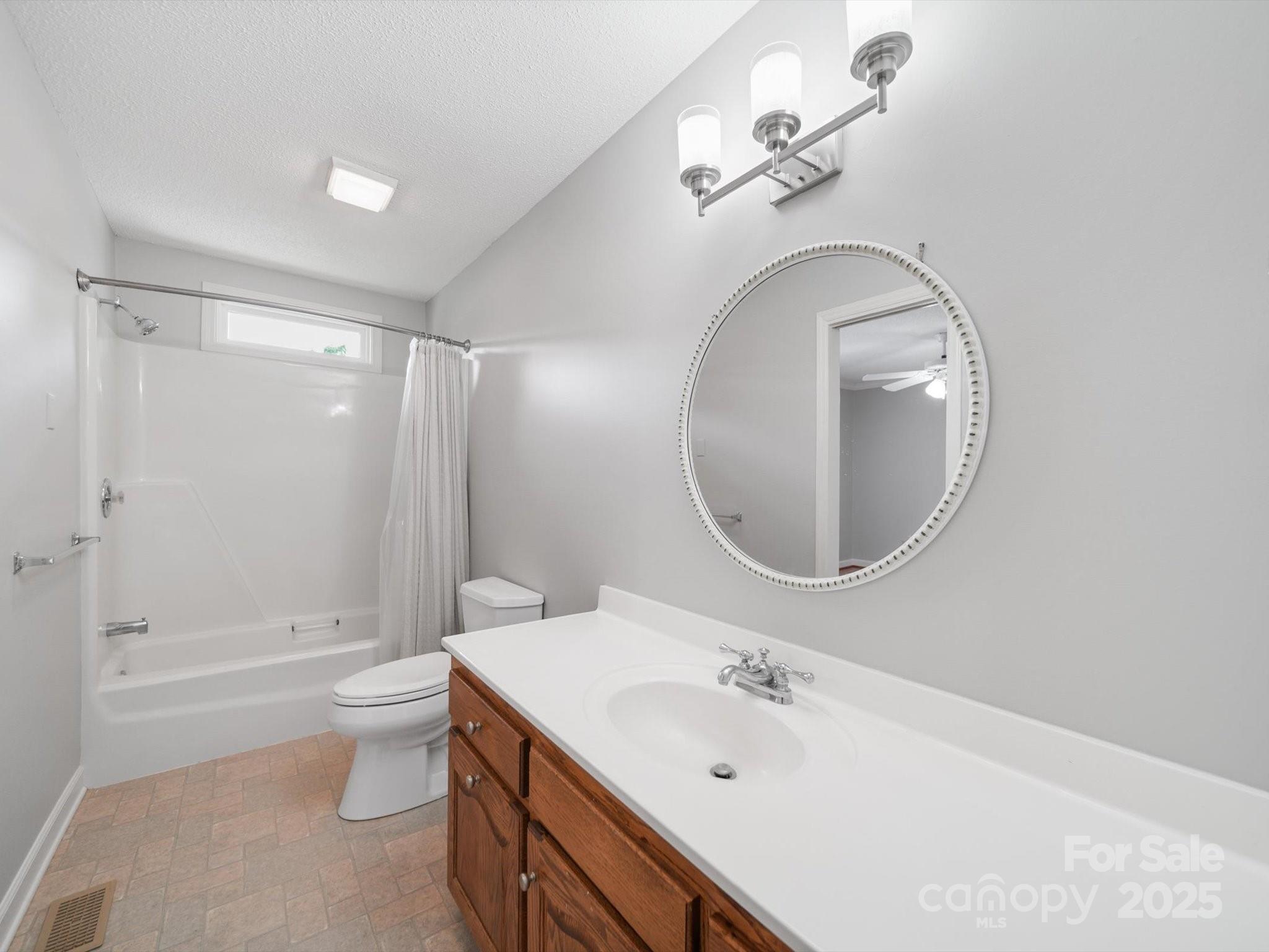 2364 Lakeside Drive, Liberty Hill, SC - photo 26 of 43