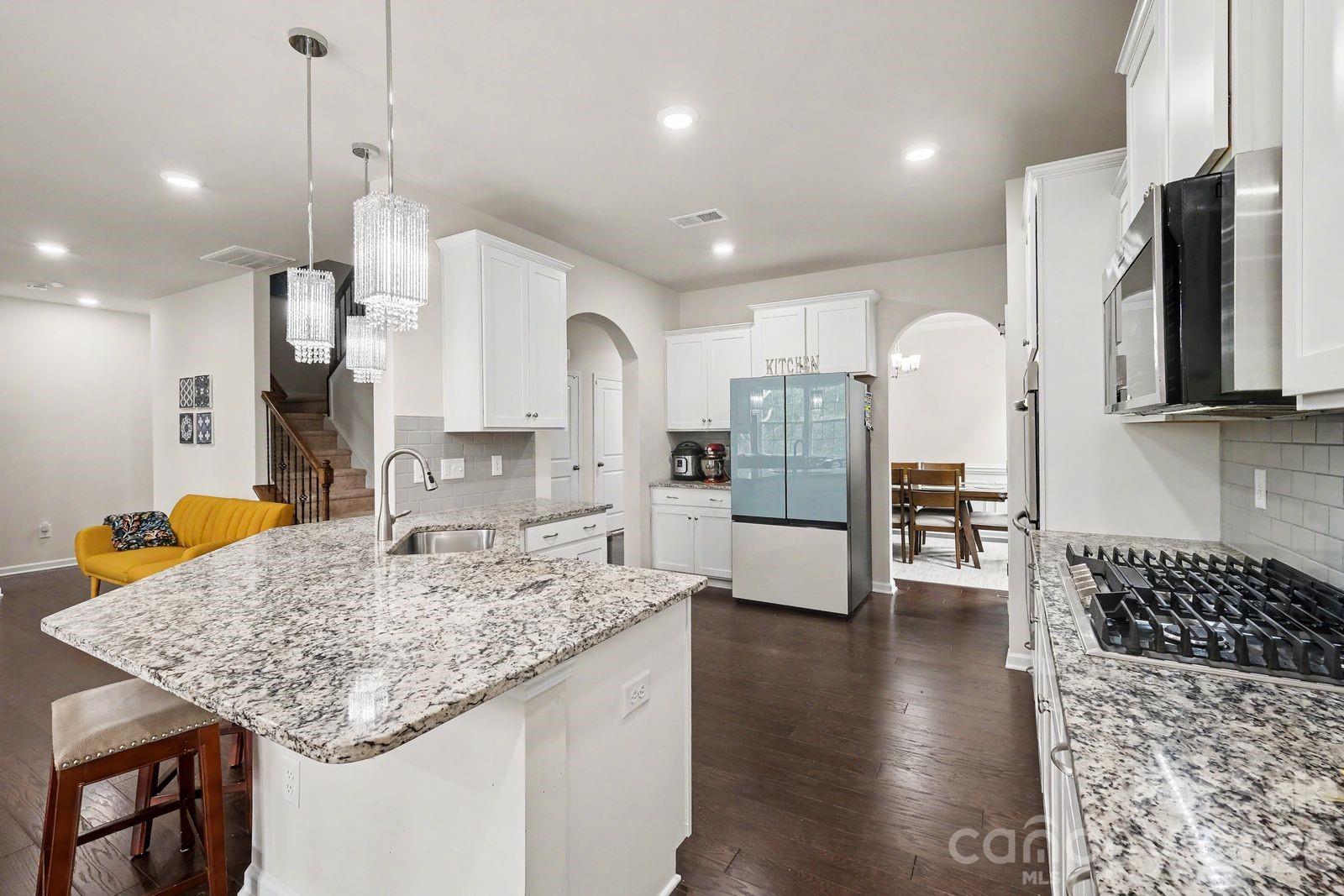 1031 Lookout Shoals Drive, Fort Mill, SC - photo 8 of 49