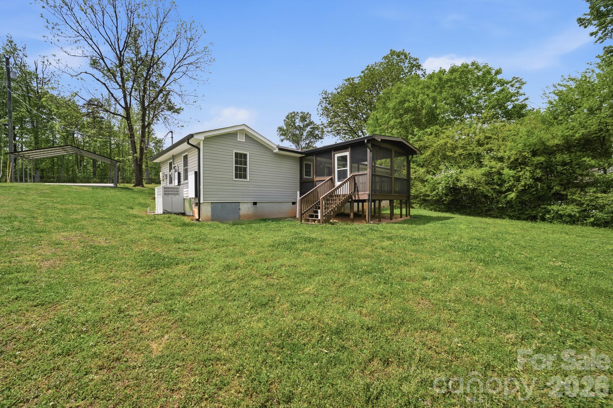 Photo 22 of 219 Breezewood Drive, Charlotte, NC