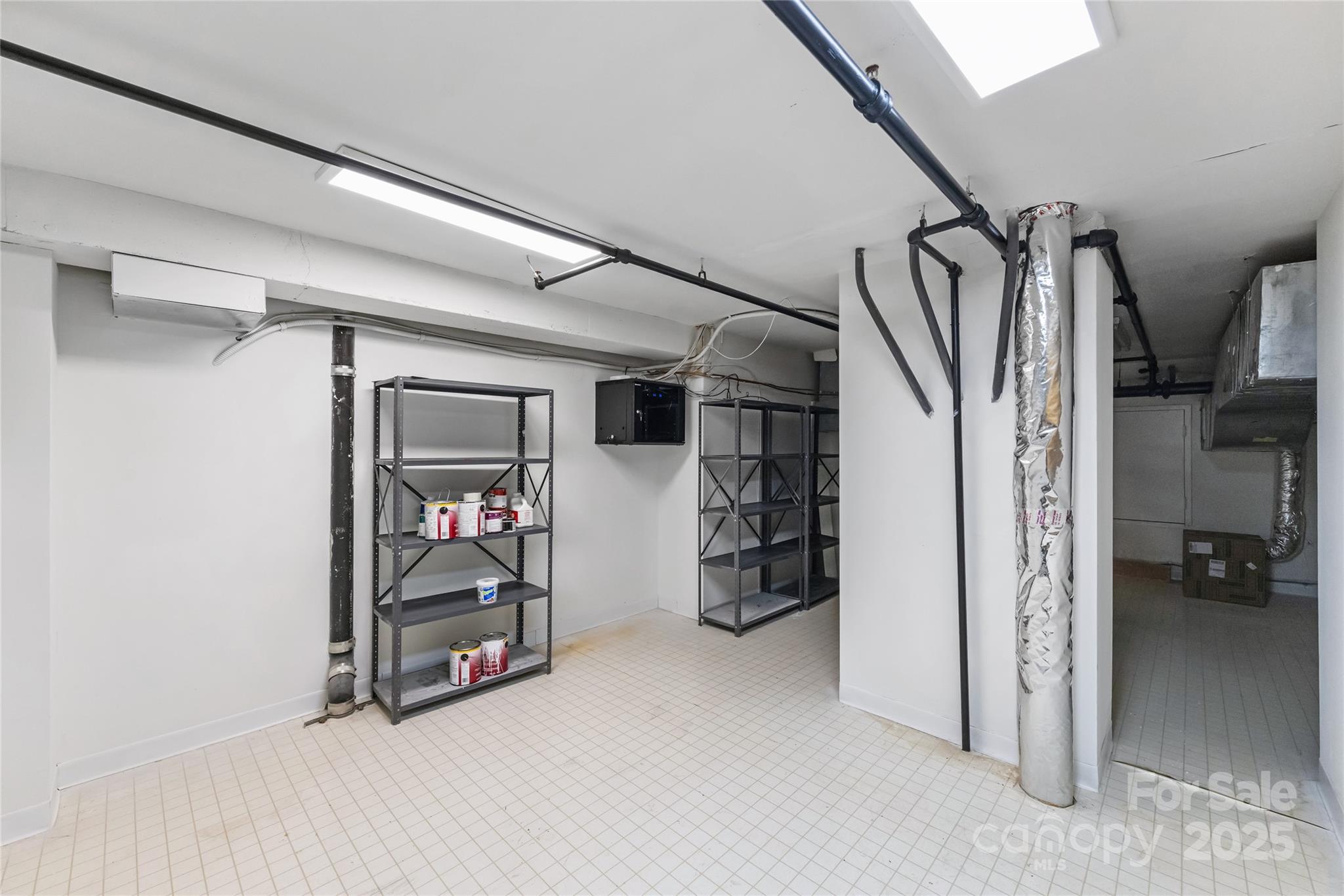 Photo 38 of 127 N Tryon Street615, Charlotte, NC