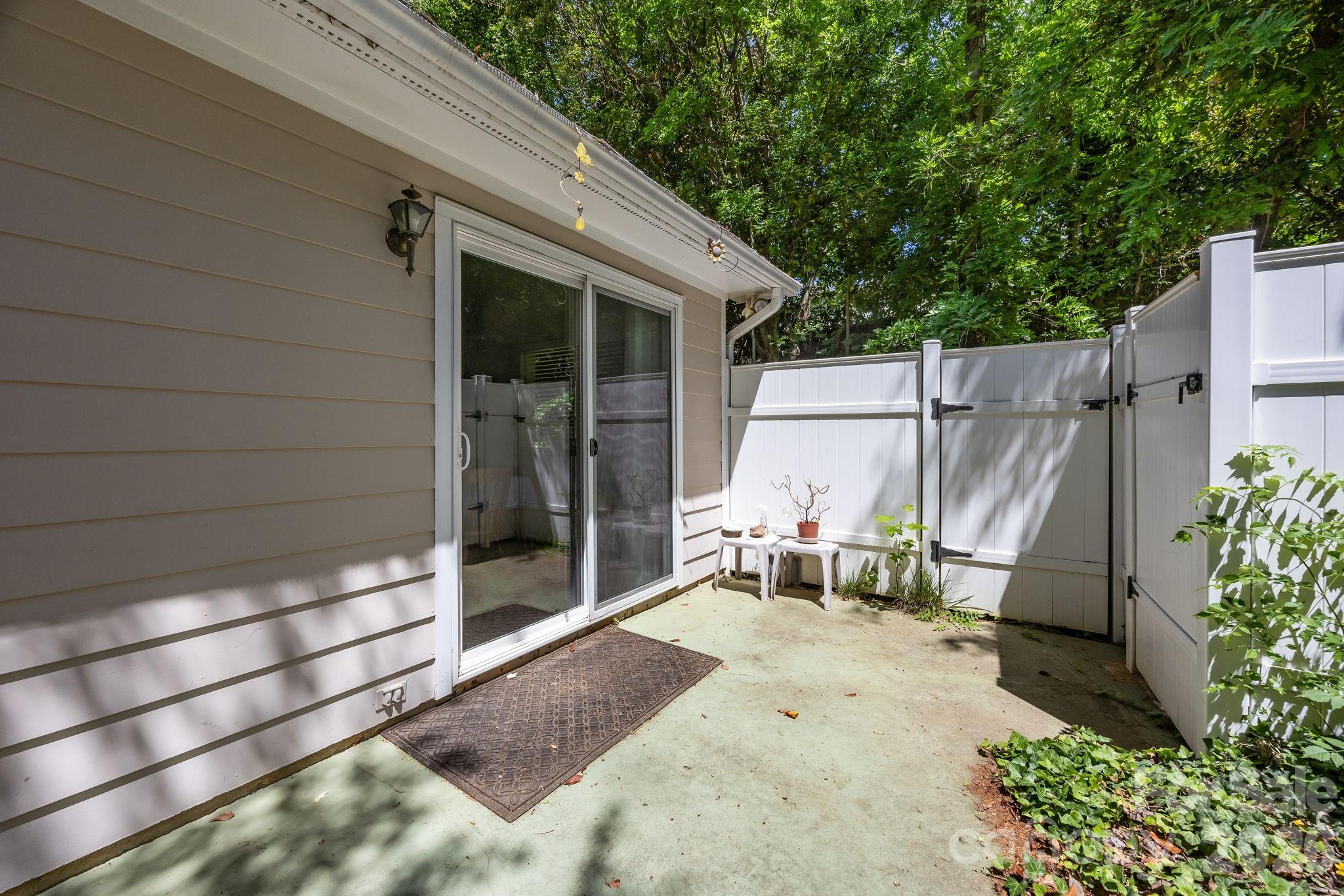 Photo 16 of 1057 Sardis Cove Drive, Charlotte, NC