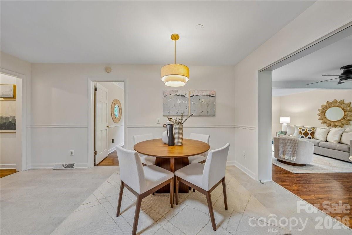 Photo 13 of 1024 Court Drive, Charlotte, NC