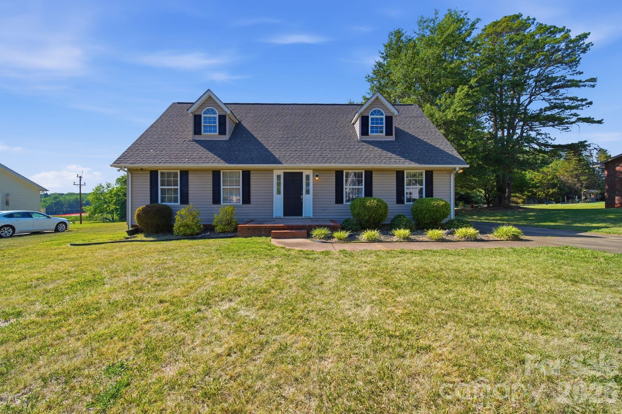 313 Sunrise Circle, Shelby, NC - photo 1 of 43
